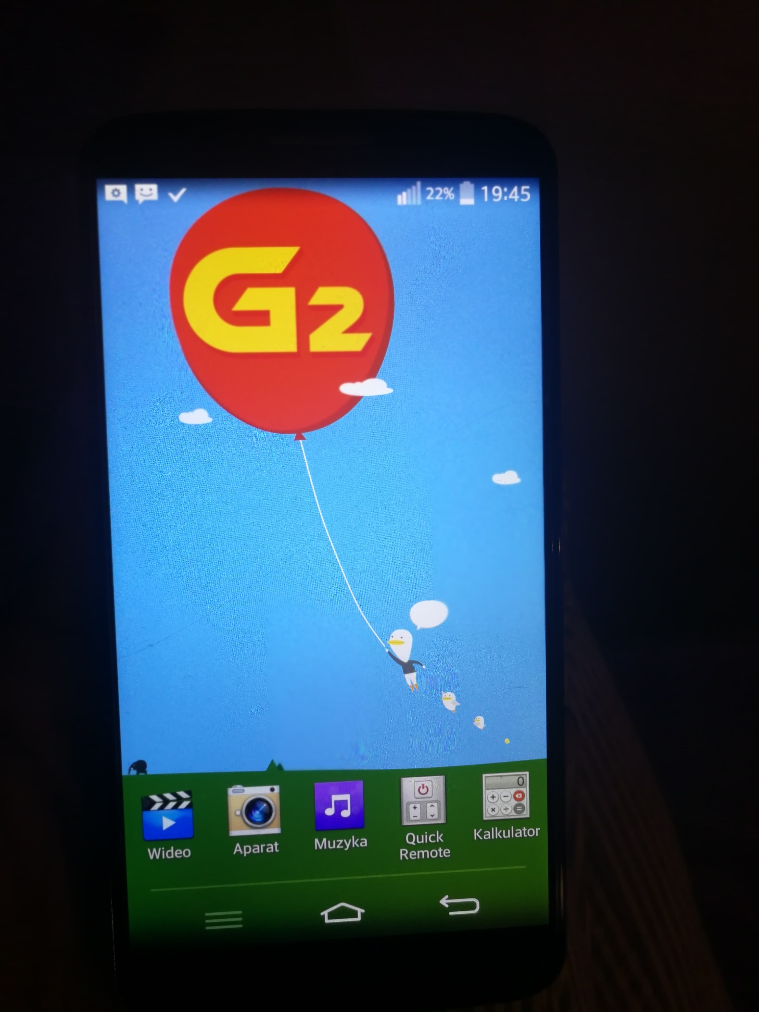 LG G2 - brak ikon po odblokowaniu, tylko aparat i kilka aplikacji