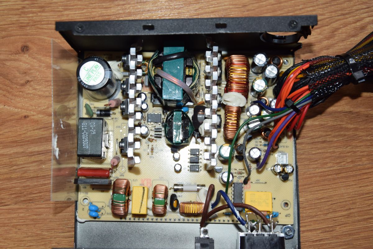 Zasilacz Corsair VS450 450W (CP-9020170-EU) - brak sygnału Power Good