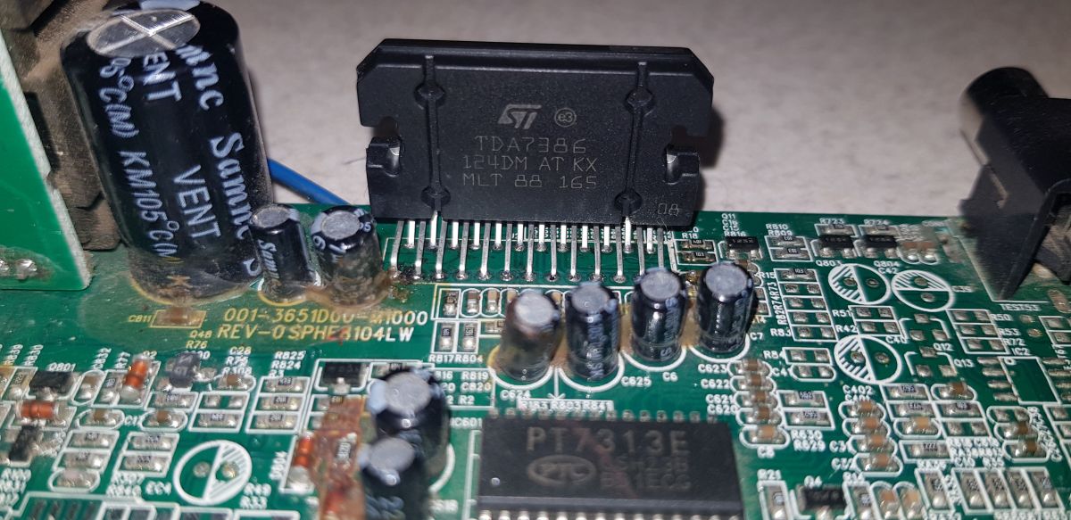 Manitou radio - brak dźwięku, schemat, słaba reakcja na przełączniki