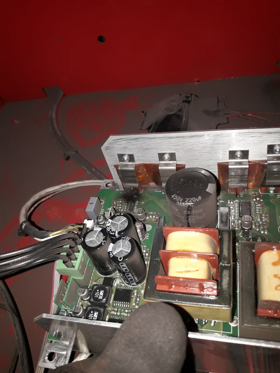 Czy uda się i jak naprawić wyważarkę do kół samochodowych Corghi EM 9550C?