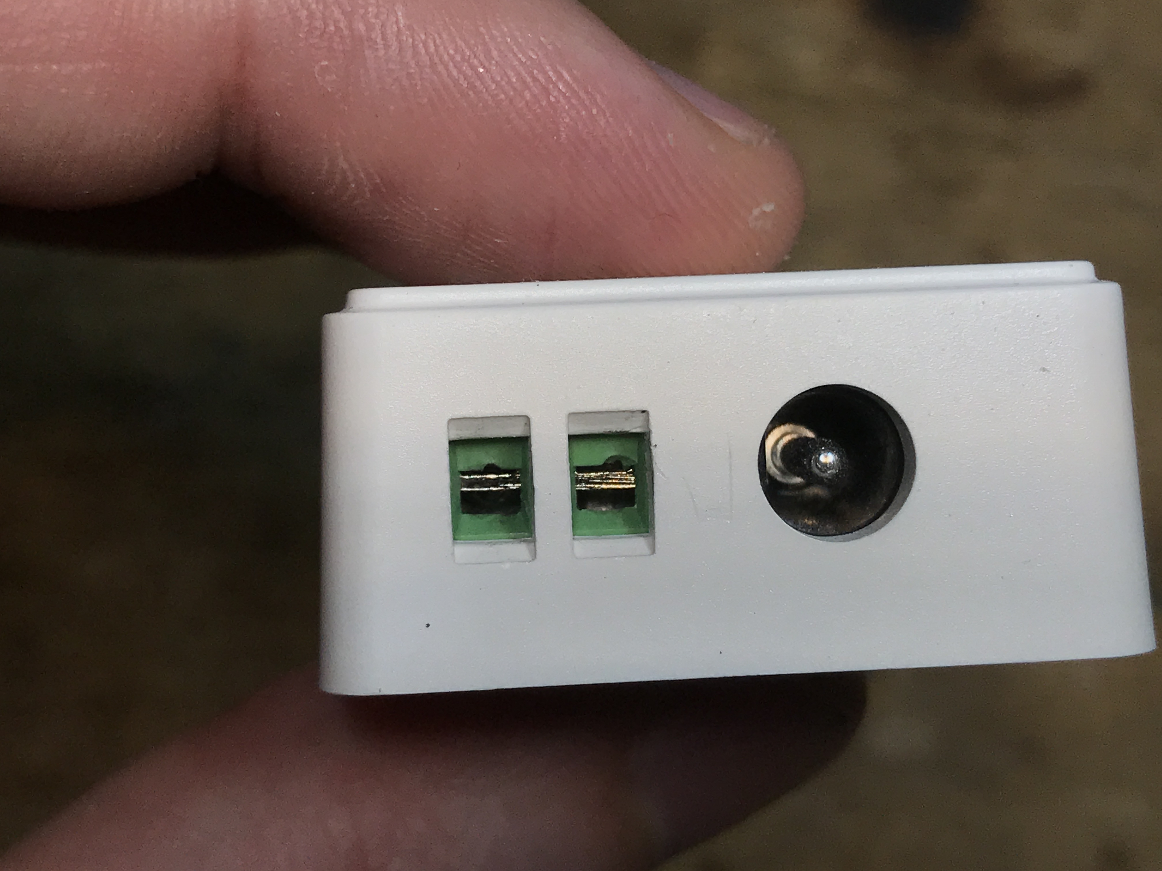 Unusual Miboxer FUT037W+ LED strip controller with TuyaMCU ...
