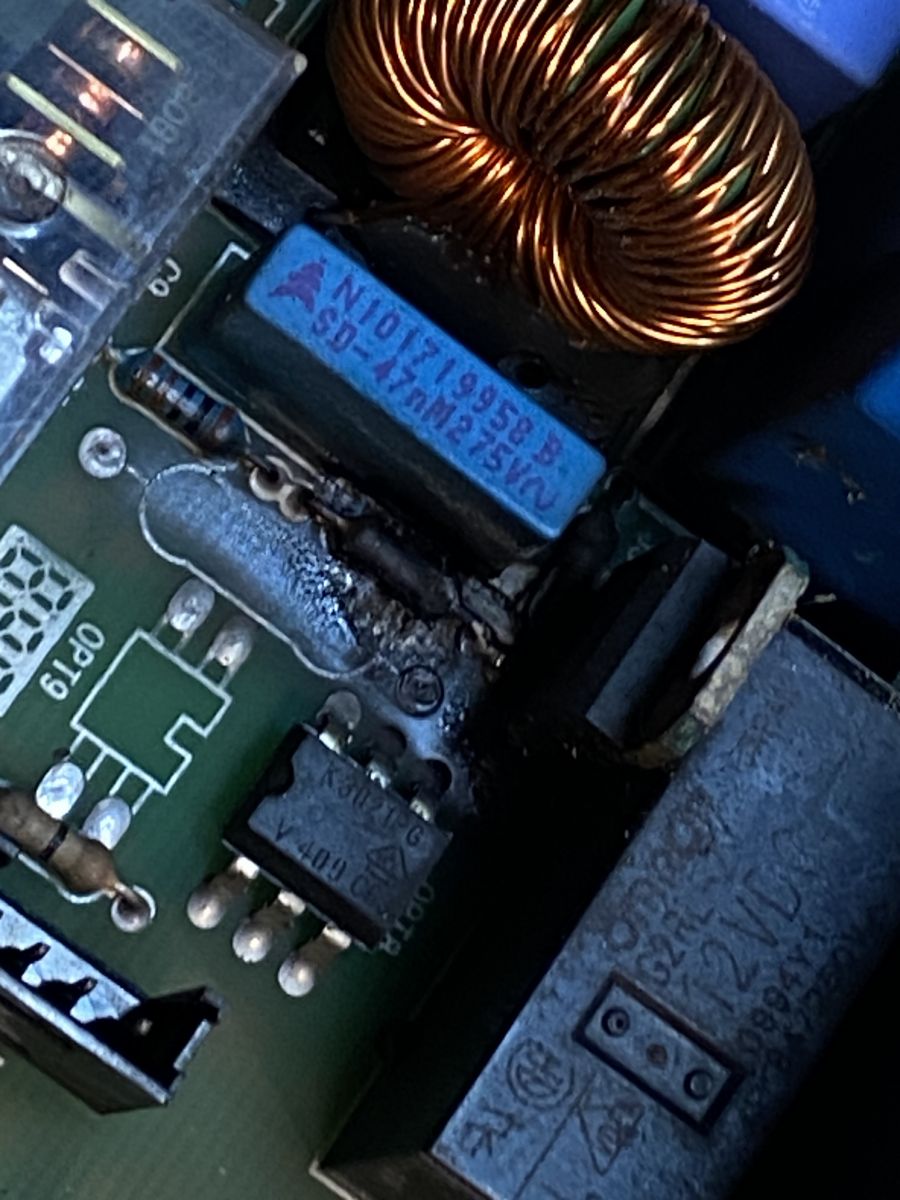 LiftMaster LM50 potrzebna identyfikacja elementów PCB lub schemat