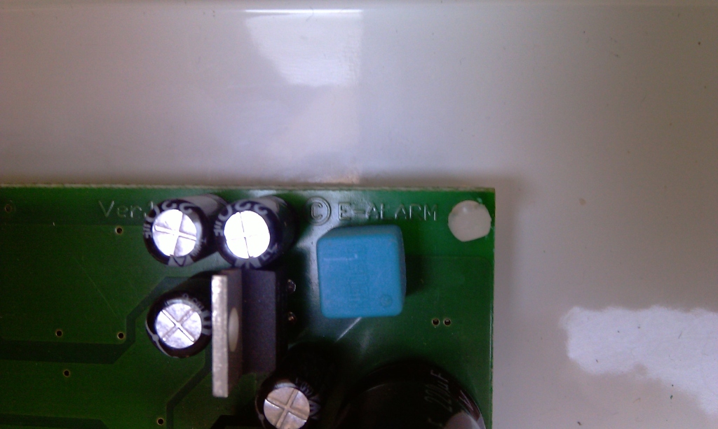 Jak podłączyć Obserwator GSM E_ALARM ver 1.1 do DSC PC4020A ver 3.3?