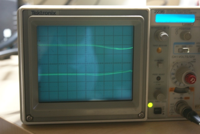 Tektronix 2236 - krzywe przebiegi i inne 'dolegliwości'