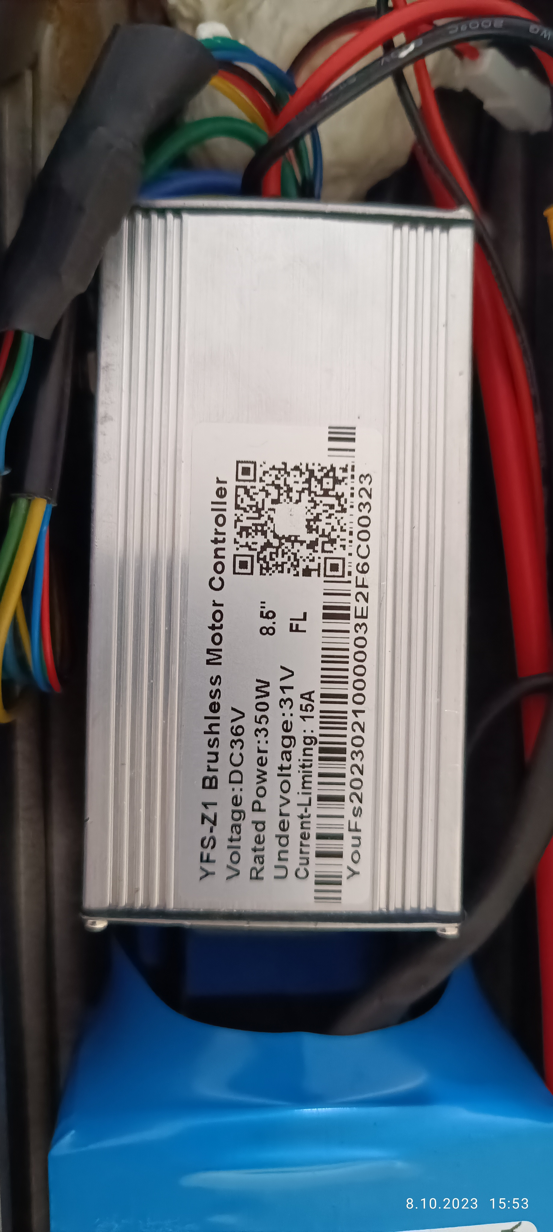 Hulajnoga X11, klon Xiaomi M365: Moduł Bluetooth na wyświetlaczu YouFs ...