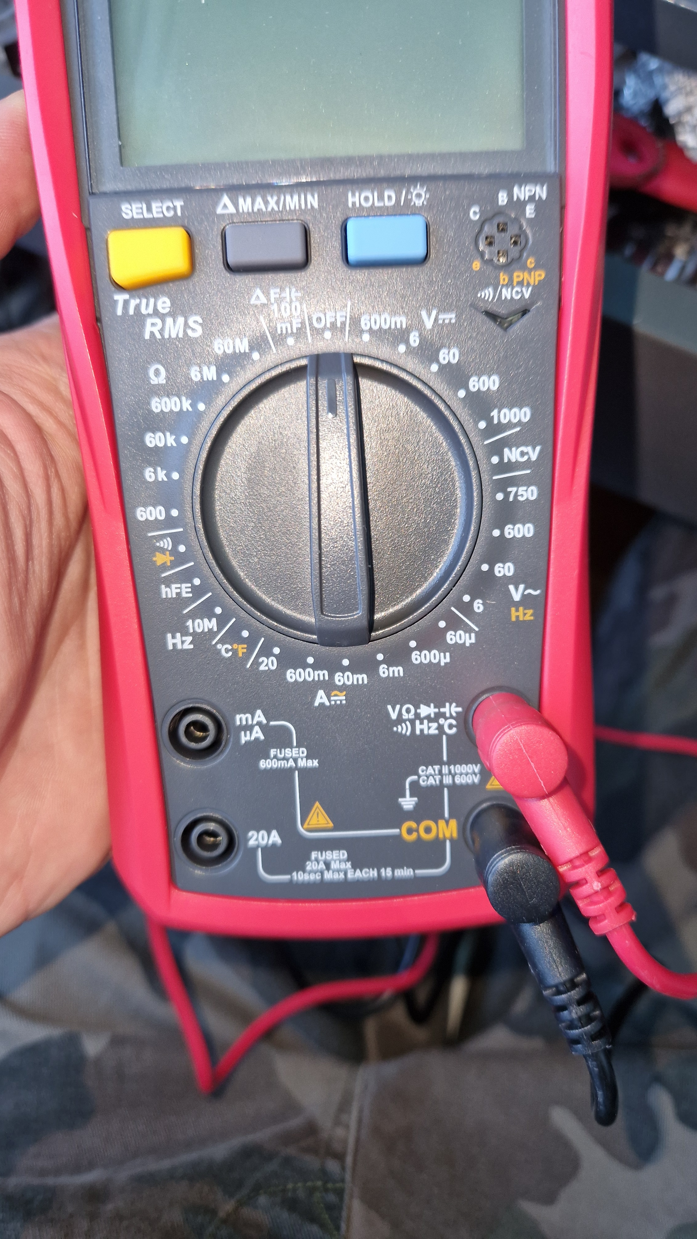 Jak ustawić multimetr do sprawdzenia rezystora w kia ceed 1