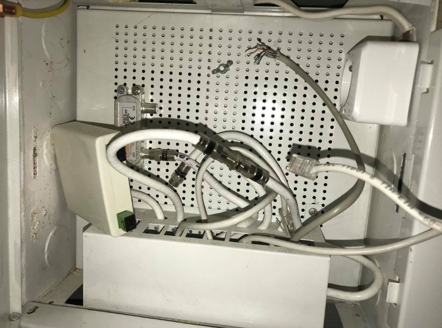 [Rozwiązano] Konfiguracja gniazdek Ethernet - jak aktywować? UPC ...