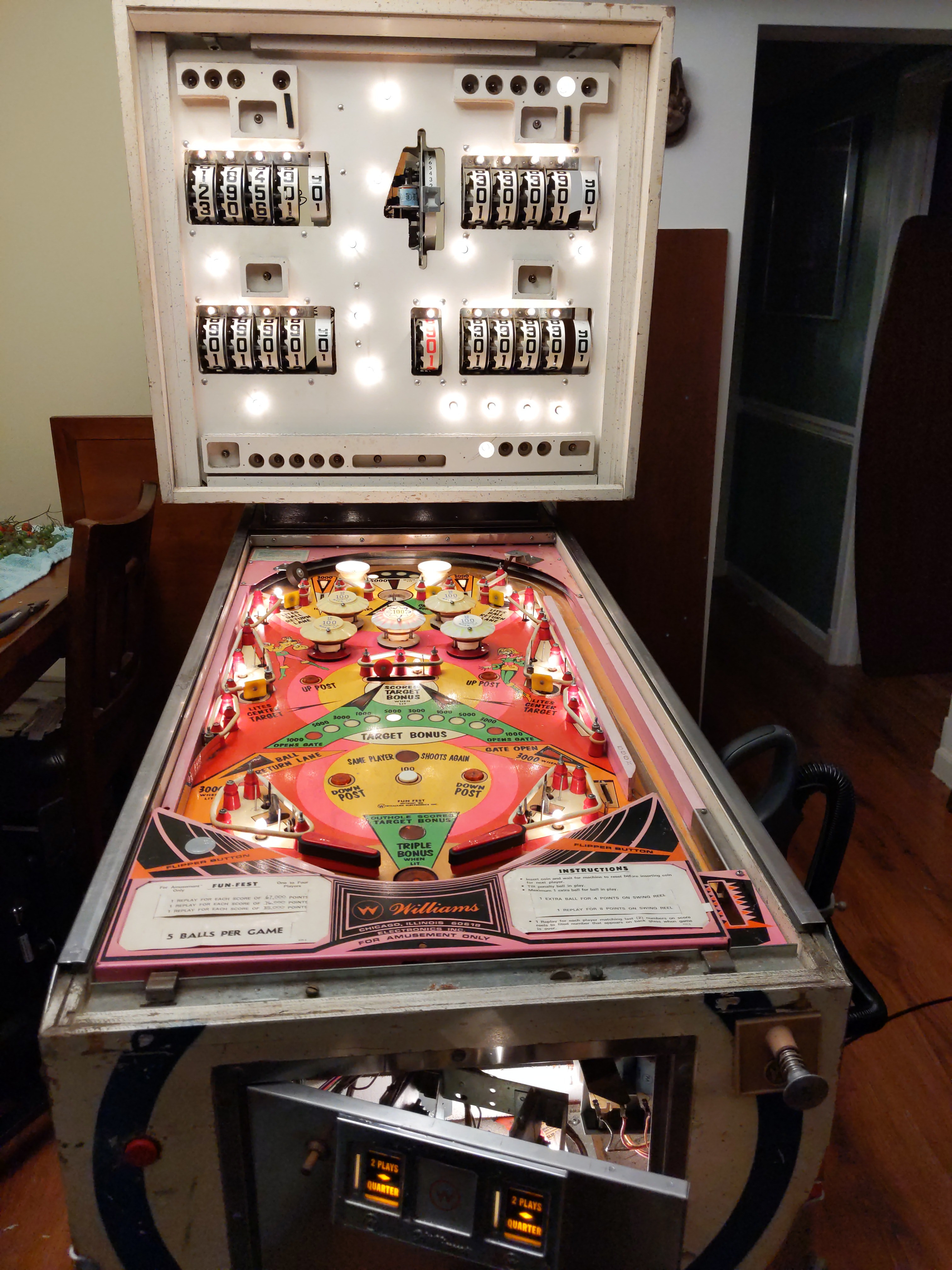 Pinball FUN-FEST Williams 1973 drugie życie - elektroda.pl