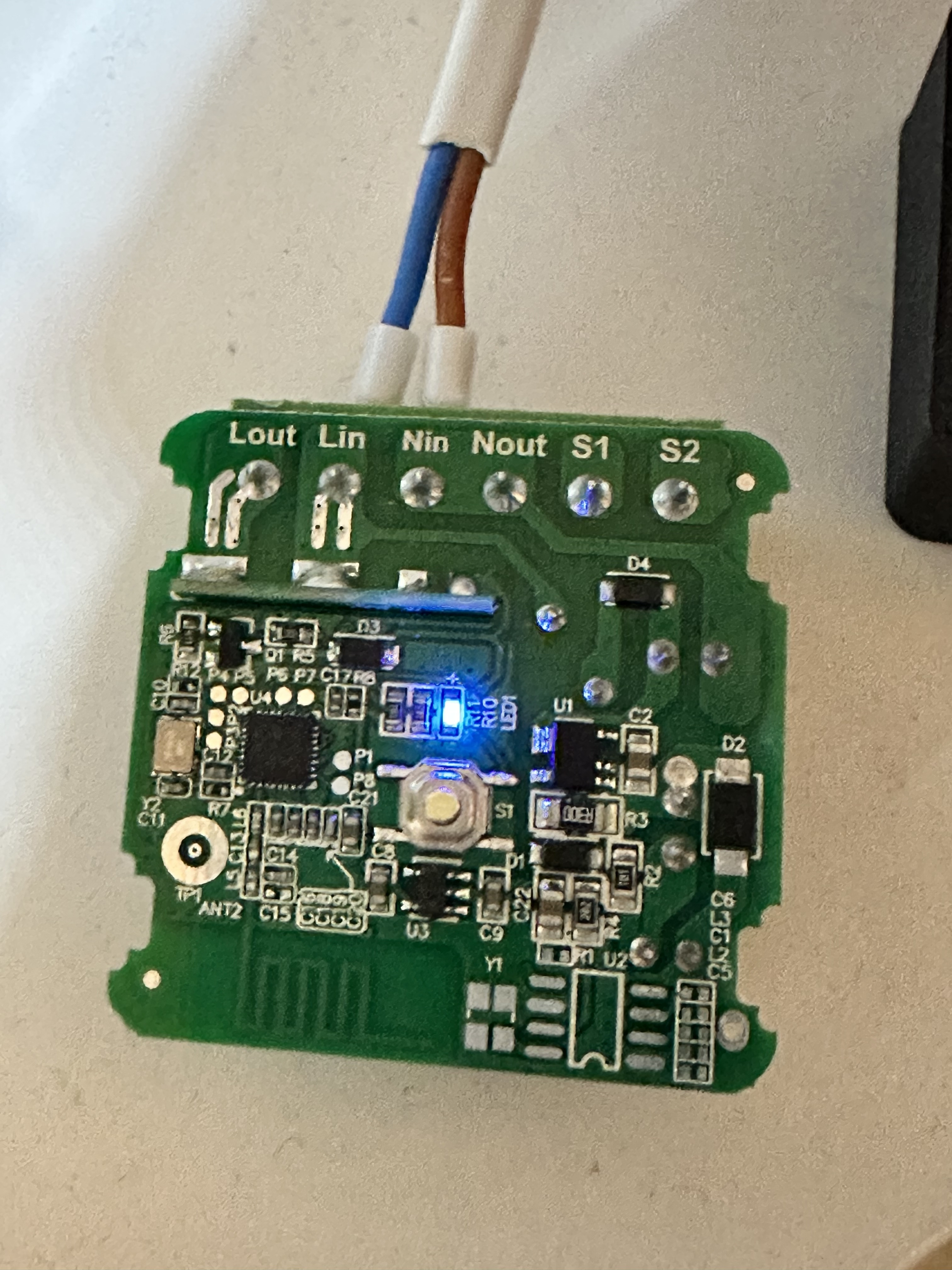 Ogólny inteligentny przełącznik z cegły BK7231N wykorzystujący narzędzie tuya-cl