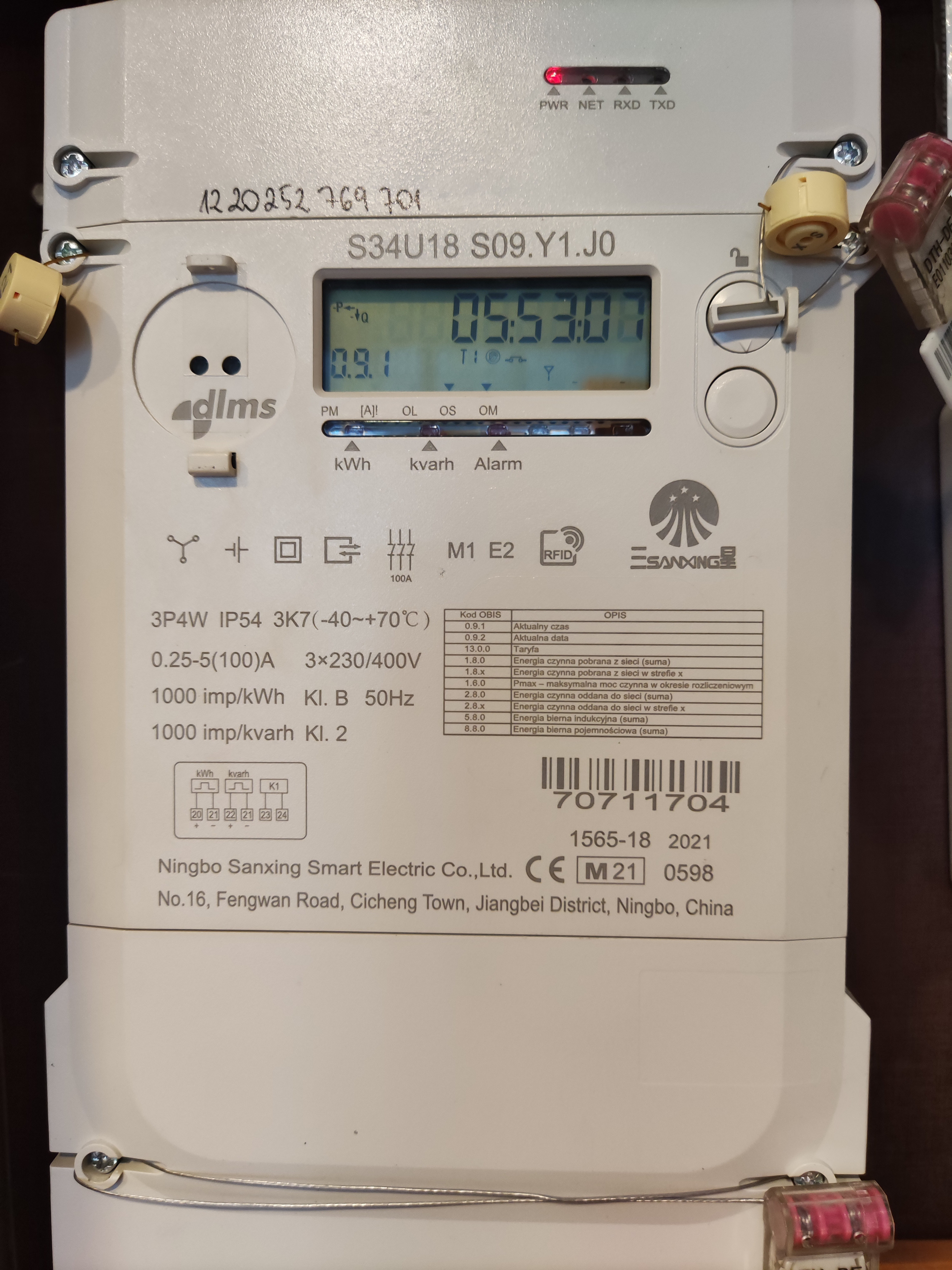 Sanxing S34U18: Czy czerwona dioda PWR powinna świecić? Znaczenie diody