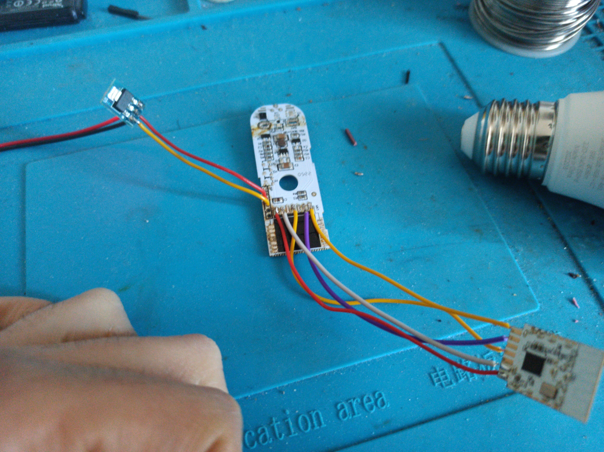 Modify Generic Temp / Hum sensor to add more capacity and usb c capability