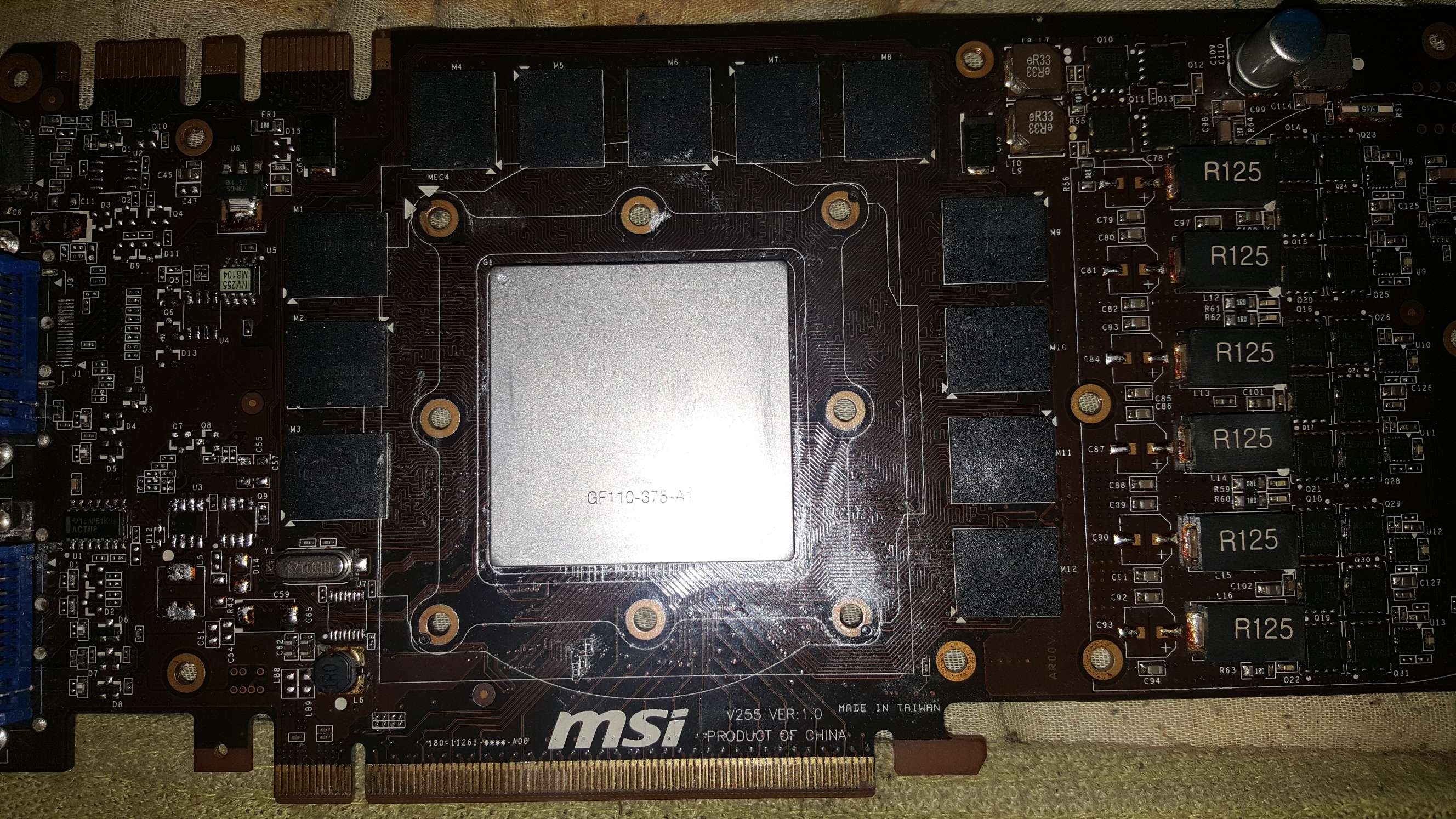 Przesunięte kondensatory na karcie graficznej, pieczona karta?