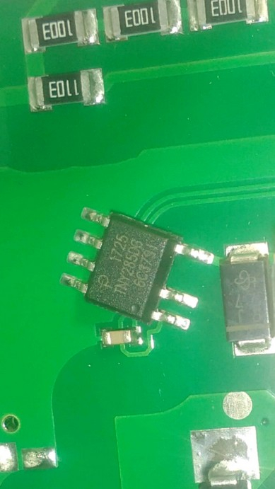 Bosch WUQ28430/01 VarioPerfect seria 6 - identyfikacja układu scalonego