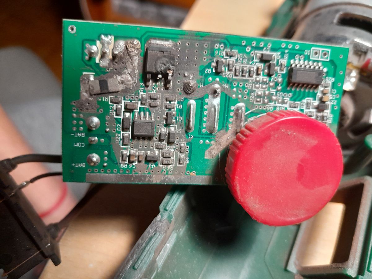 Jak naprawić uszkodzoną szlifierkę kątową Parkside PWSA 20-Li D4?