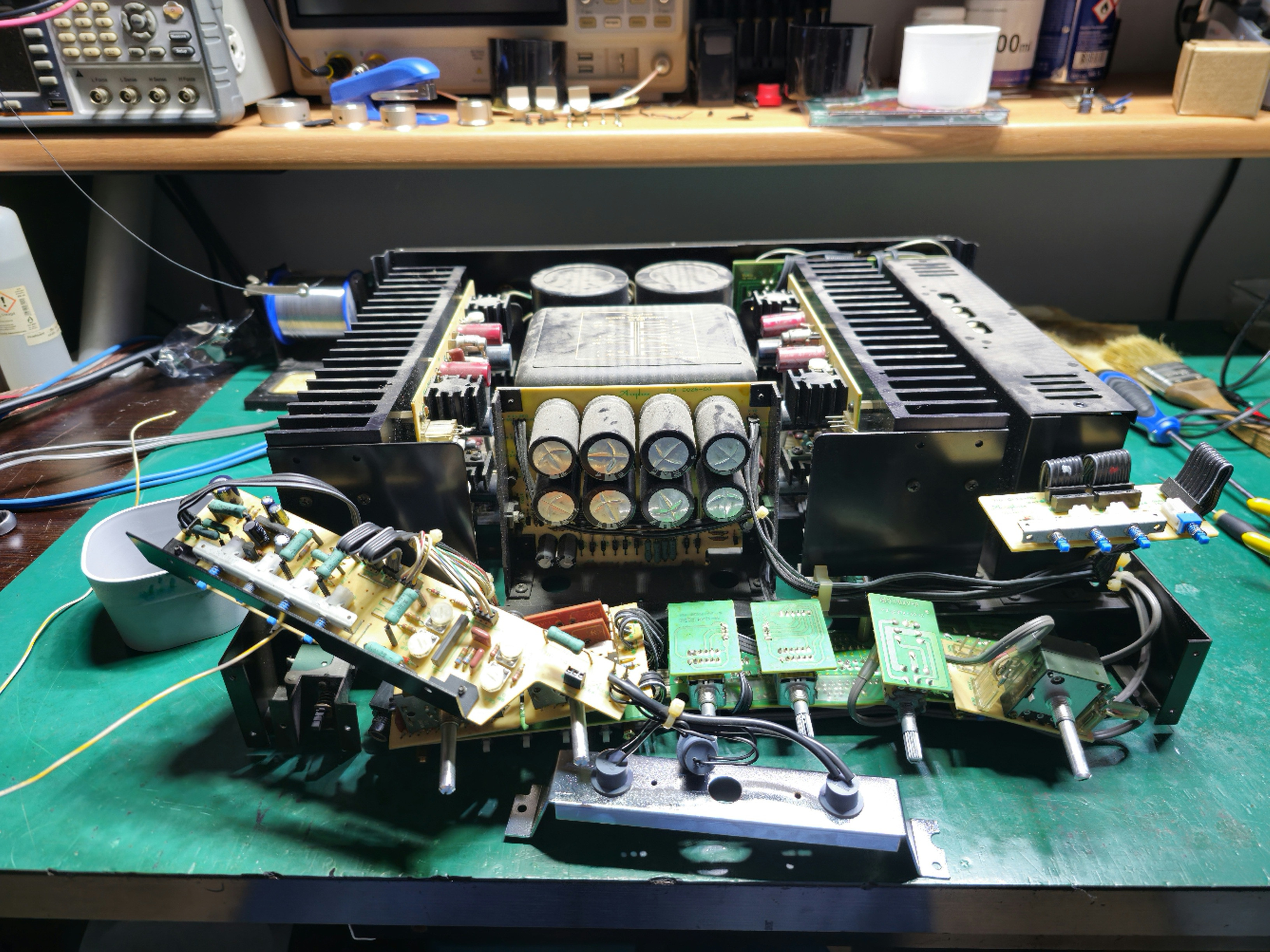 Serwis wzmacniacza Accuphase E-303X