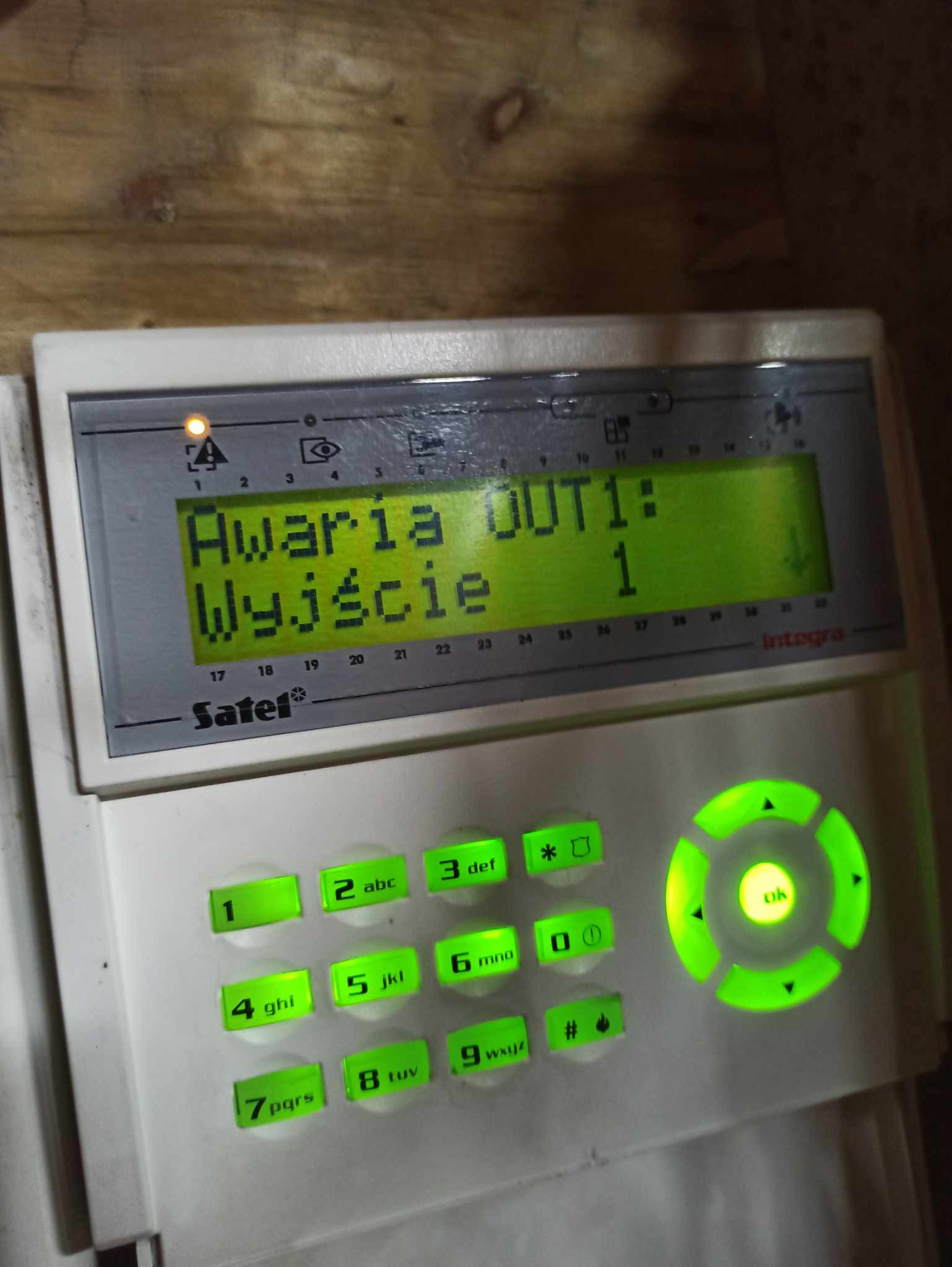 [Rozwiązano] Podłączenie centrali Satel Integra 32 - instrukcje i wskazówki