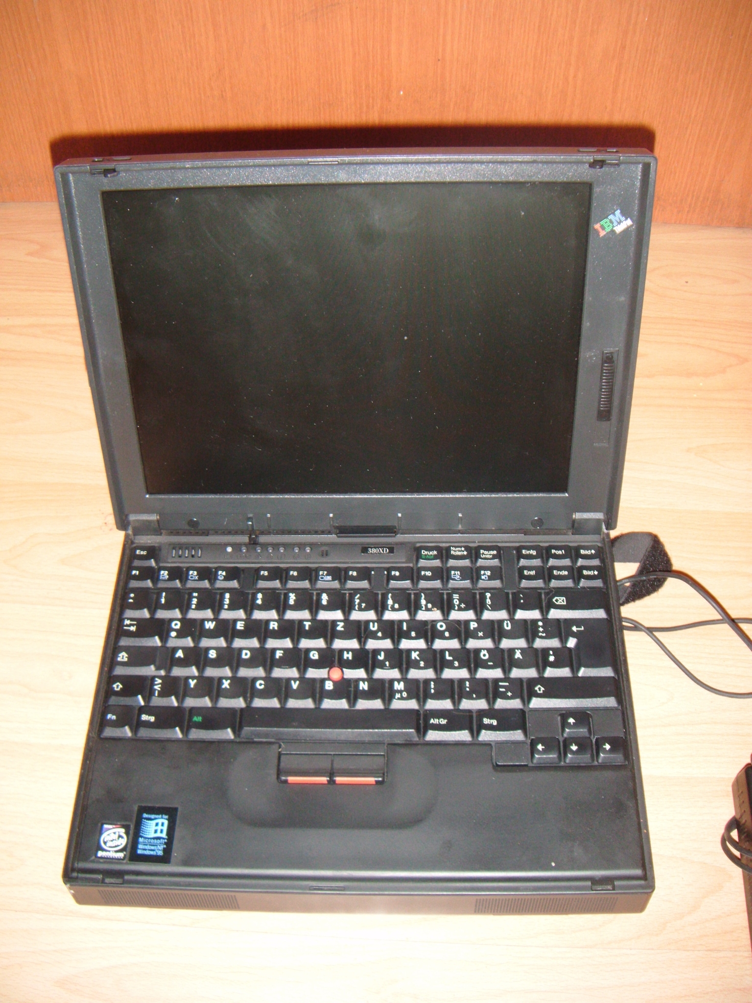 [Sprzedam] IBM 380xd w stanie idealnym, kompletny, zasilacz oryginalny