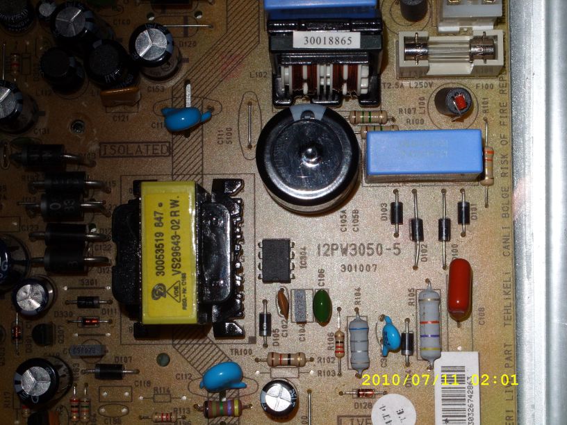 Nagrywarka TECHWOOD DVD R 82 nowa nie uruchamia się.
