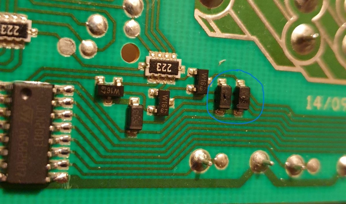 AEG-Electrolux 66301 K-MN - płyta ceramiczna i identyfikacja diod