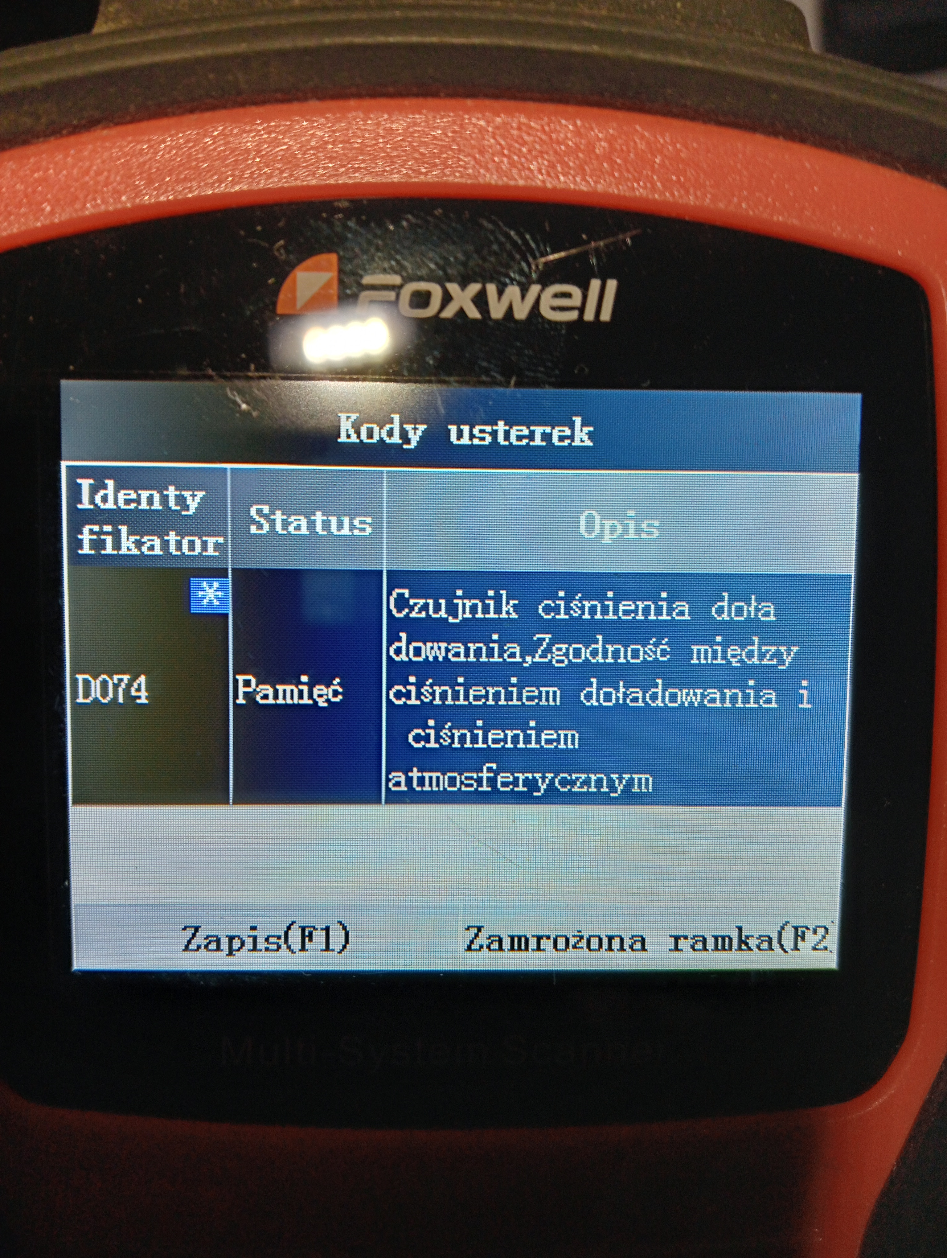 Opel Vivaro 1.9tdci biały dym, ubywa płynu, błąd DO74 - co robić?