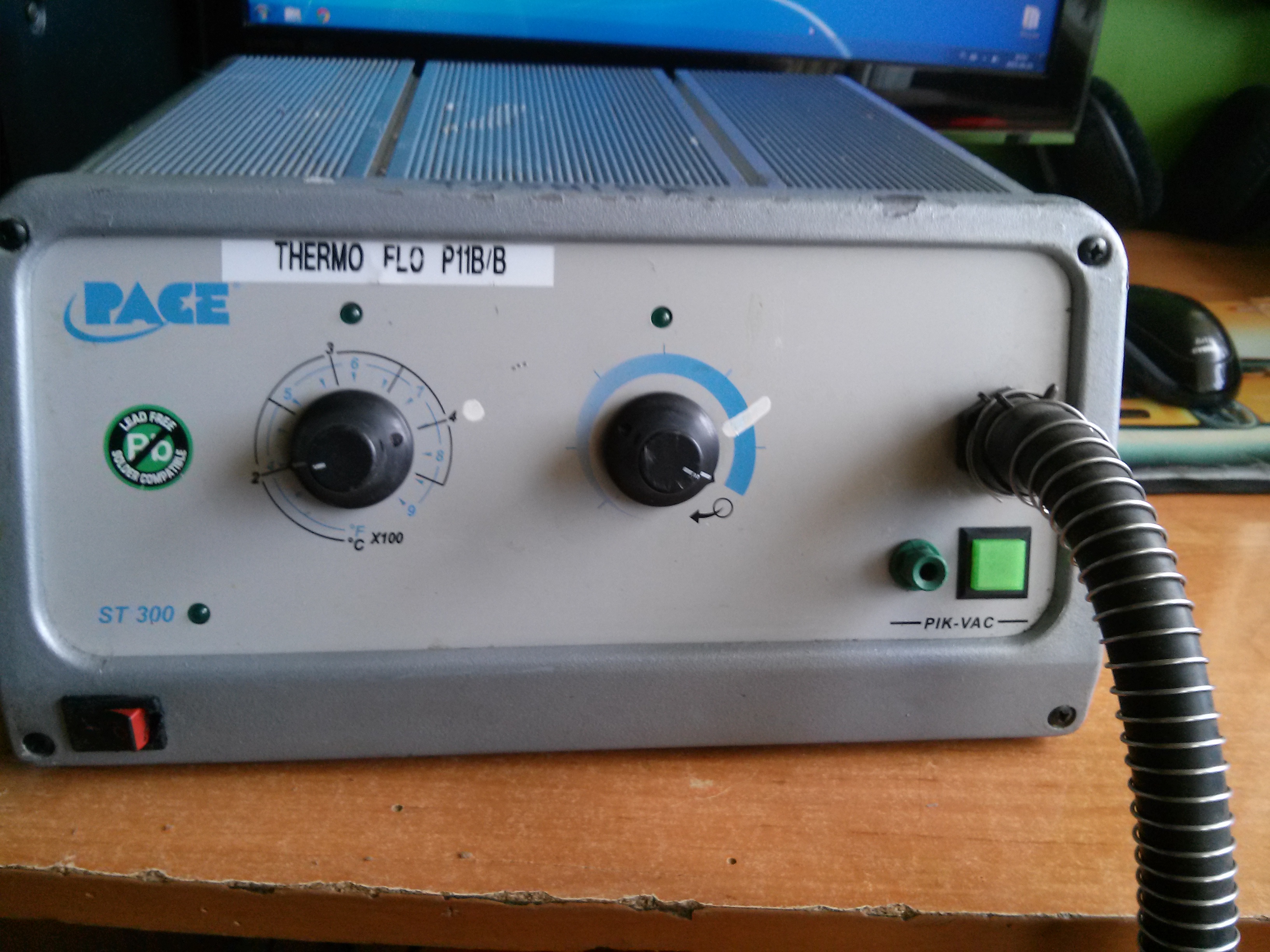 [Sprzedam] Stacje lutownicze Pace ST300 - elektroda.pl