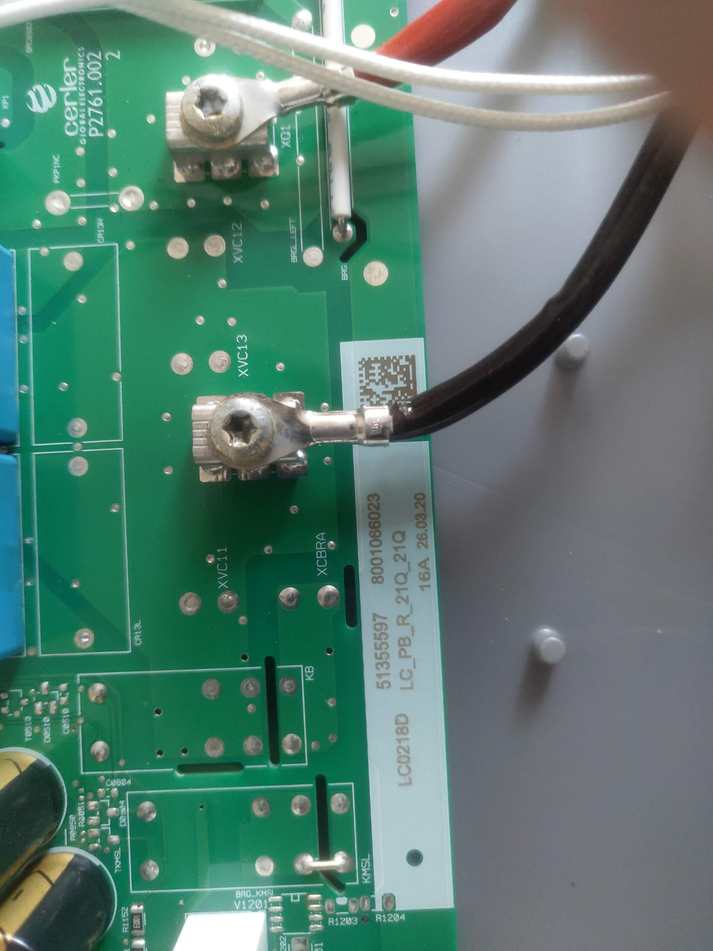 [Rozwiązano] Bosch PVQ651FC5E/01 - płyta indukcyjna: błąd E0513 i E0208