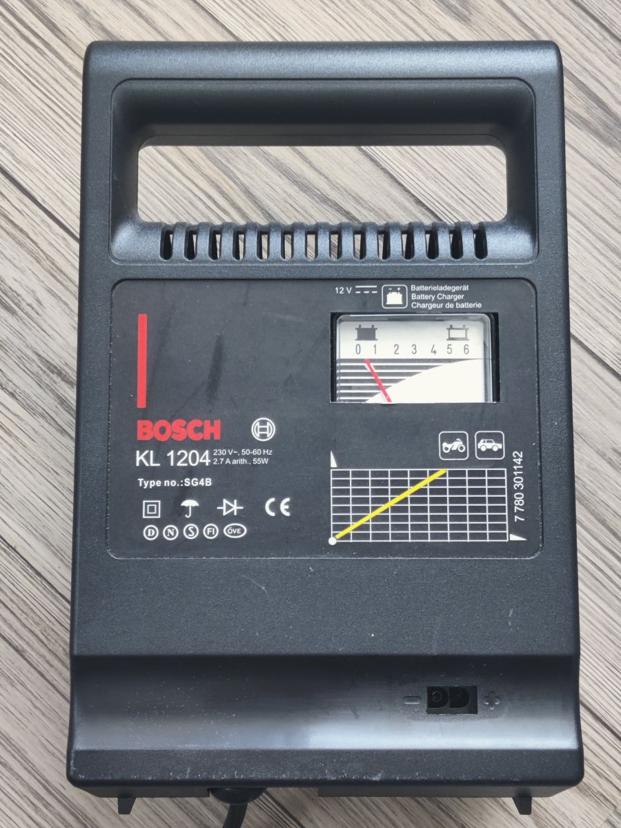 [Rozwiązano] Prostownik Bosch KL1204 i niepełne (?) ładowanie ...