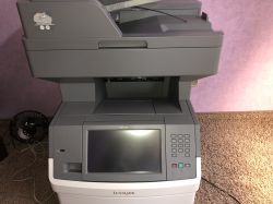 [Rozwiązano] Lexmark X654de - Pionowe białe smugi, pasy na czarnym tle