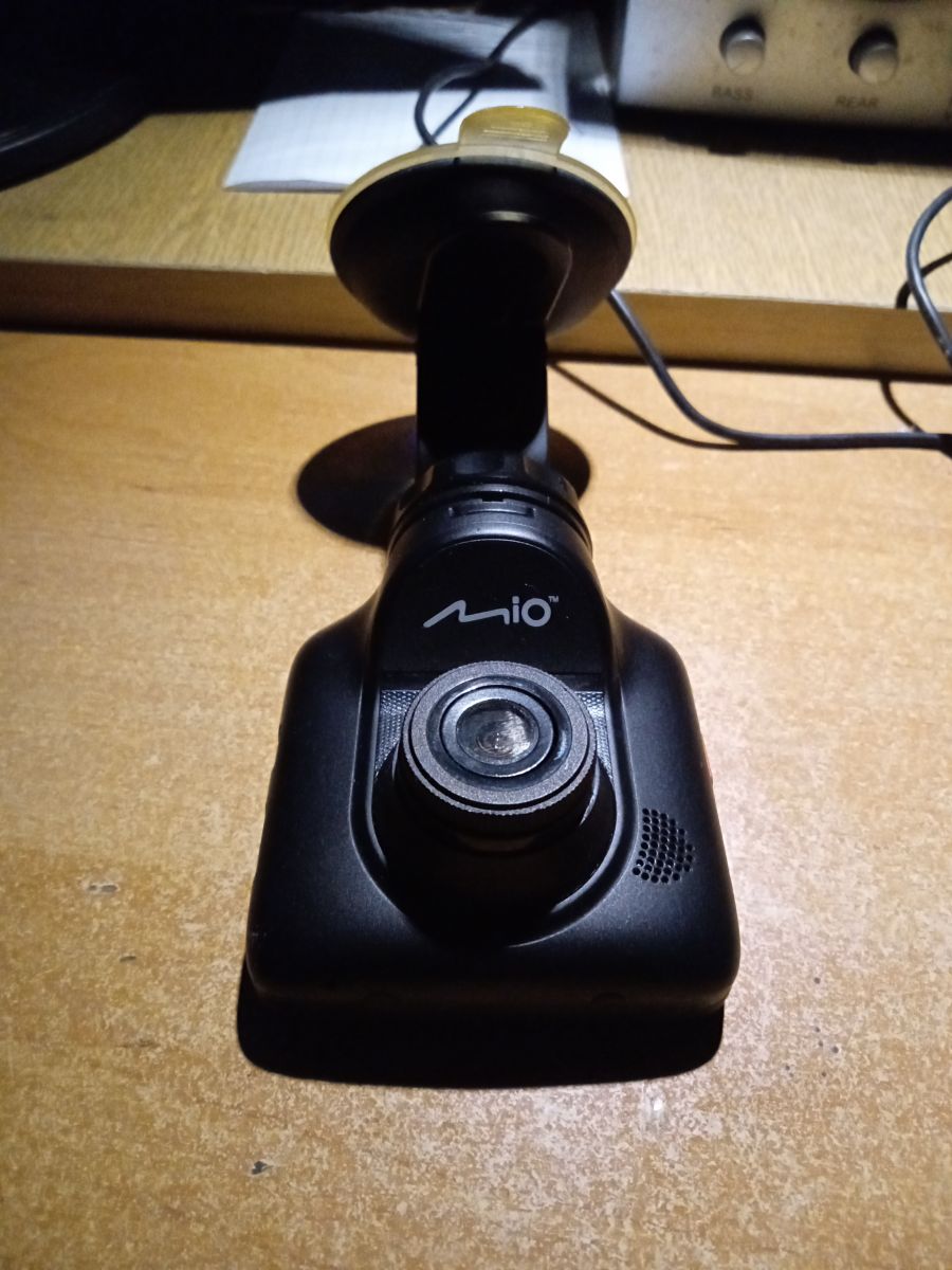 Video rejestrator MIO Mivue - biały ekran, migotanie, padnięty ...