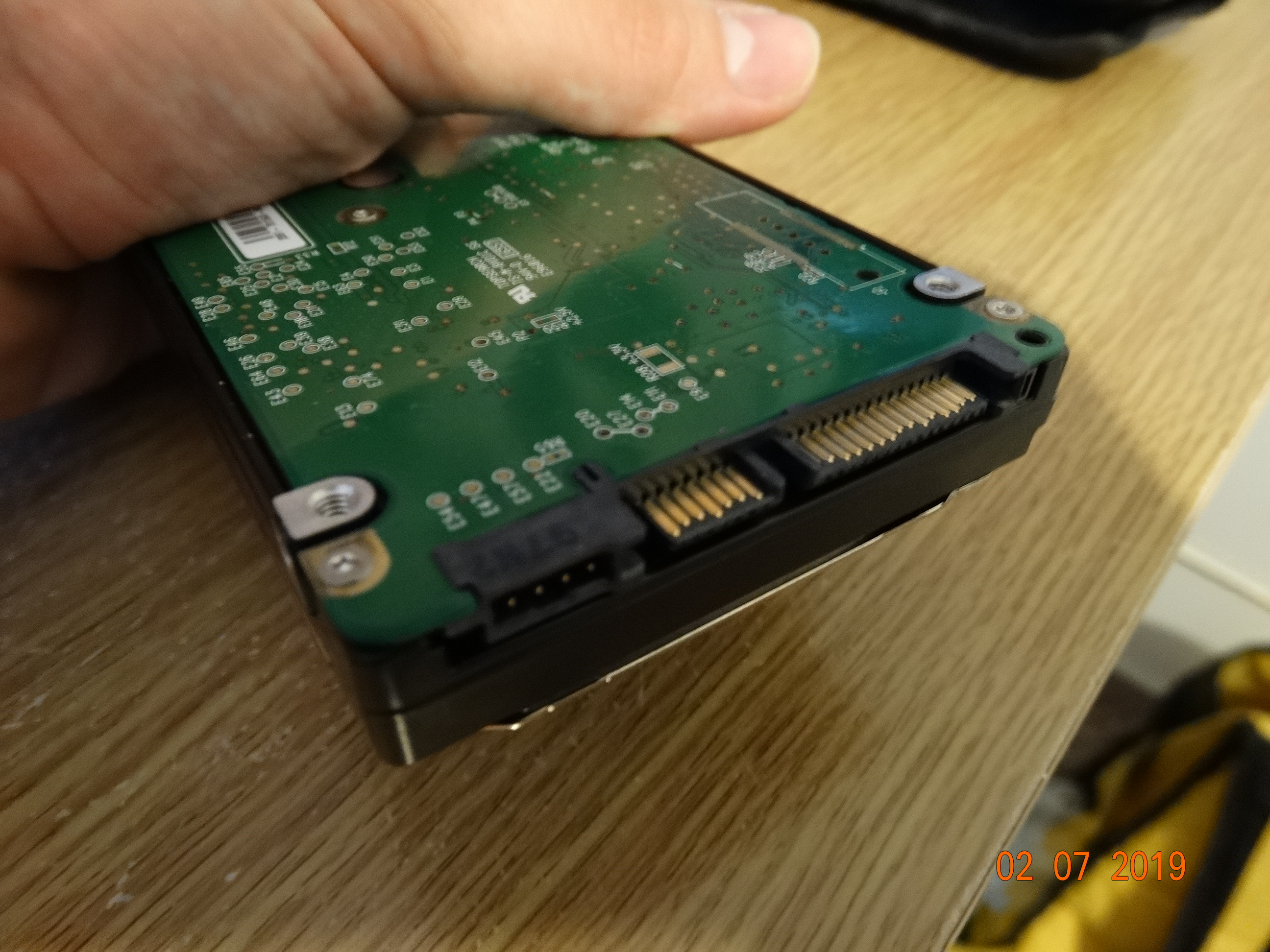 Dysk Twardy Lenovo ThinkServer - Komputer nie wykrywa dysku