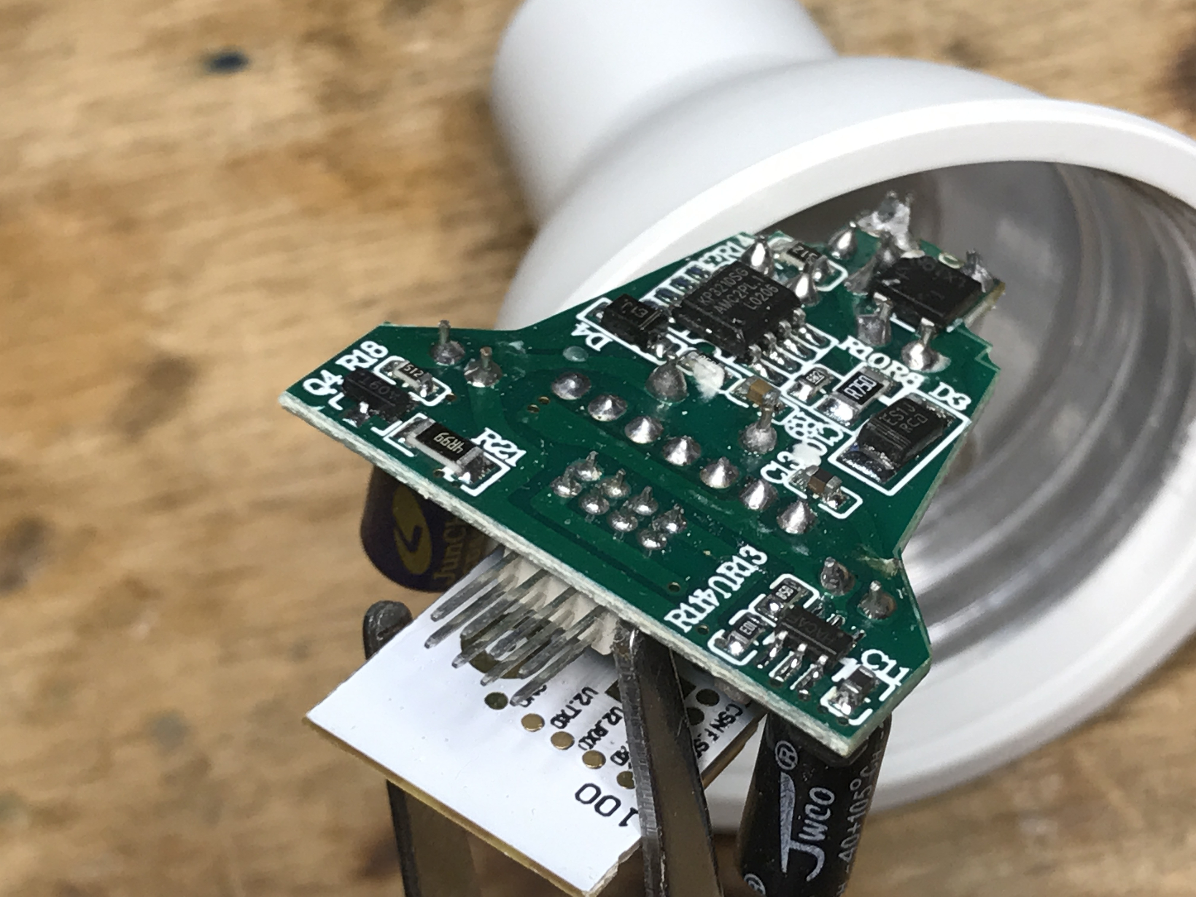 [WB2L/BK7231T] LED lamp Fcmila smart spotlight GU10 RGBCW