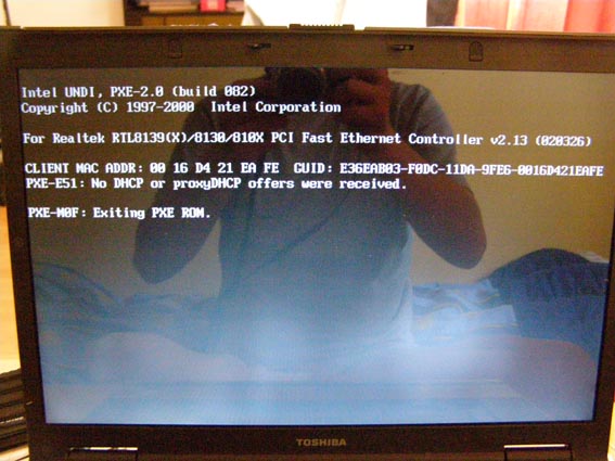 Toshiba i komunikat "PXE-M0F: Exiting PXE ROM"