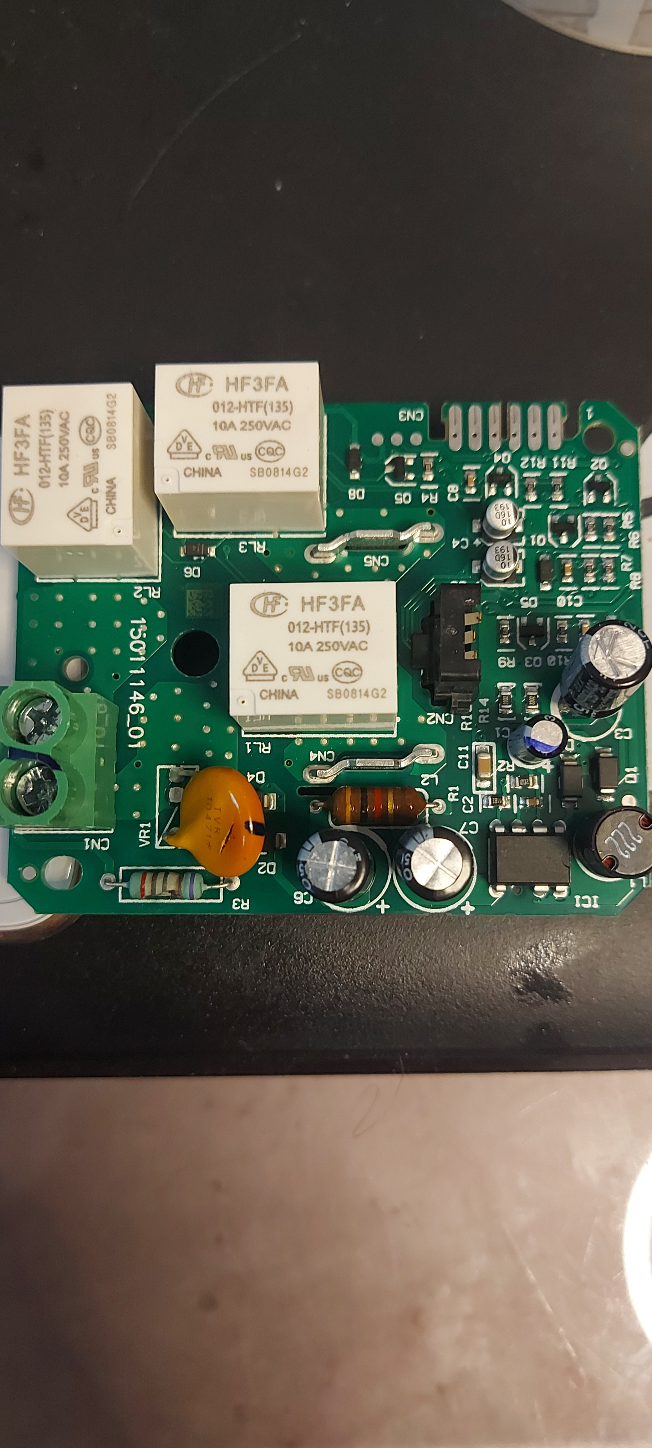 [Rozwiązano] Ariston PRO1 ECO 30 V SLIM - spalony warystor i rezystor ...