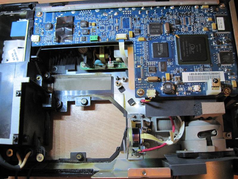 Jak uruchomić projektor Infocus LP340 bez lampy i zasilacza? - 101