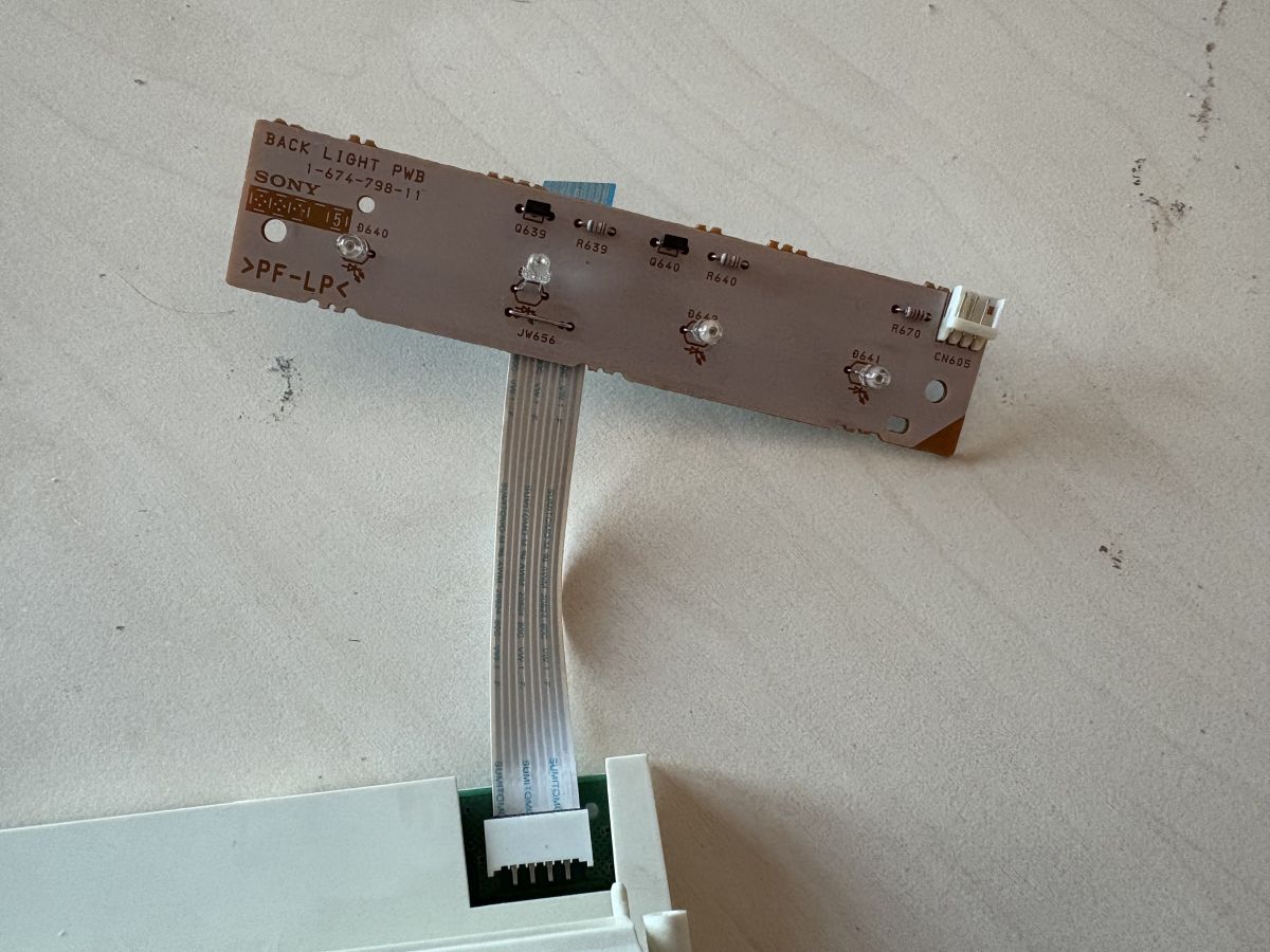 Sony MHC-NX1 - regeneracja uszkodzonego wyświetlacza, instrukcje i ...