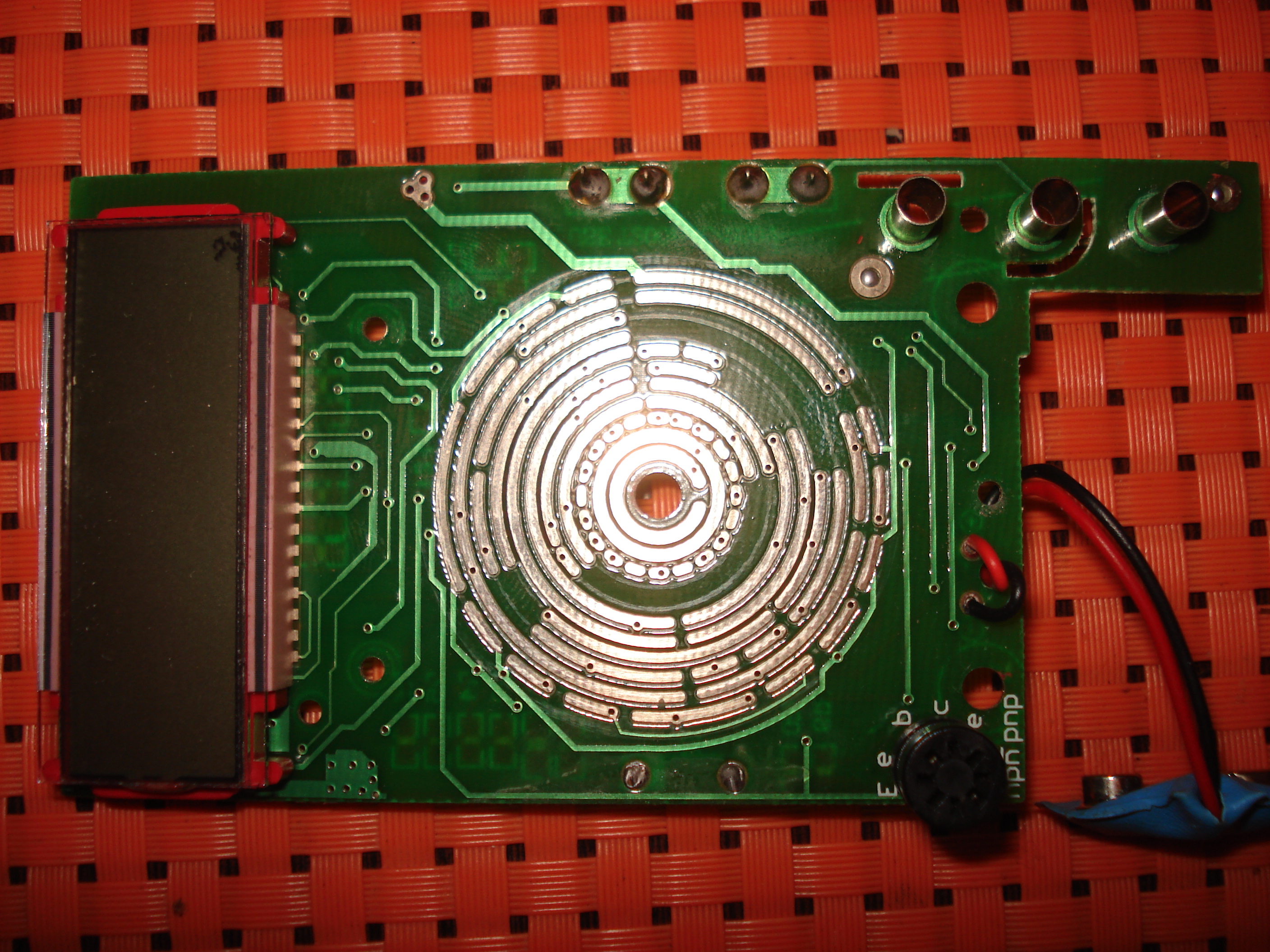 Multimetr KINZO 18D26 - brak pomiaru DC, podejrzenie uszkodzenia ...