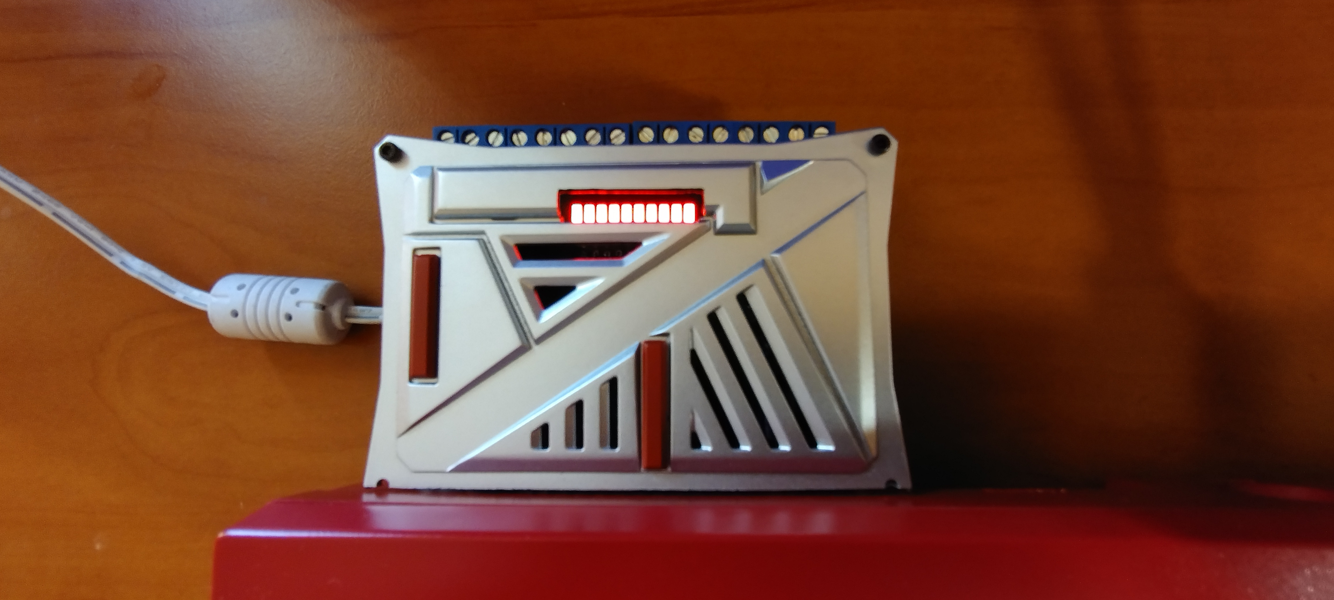 Interfejs User Portu dla Commodore 64 - elektroda.pl