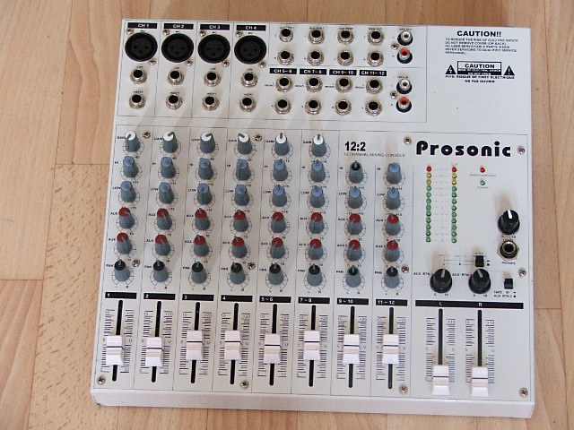Wycena miksera Prosonic 12-kanałowego z 2 szynami aux i EQ na kanałach