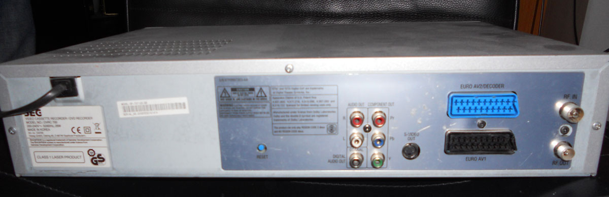 Kupię pilot do SEG video / dvd recorder Model DVRC 700