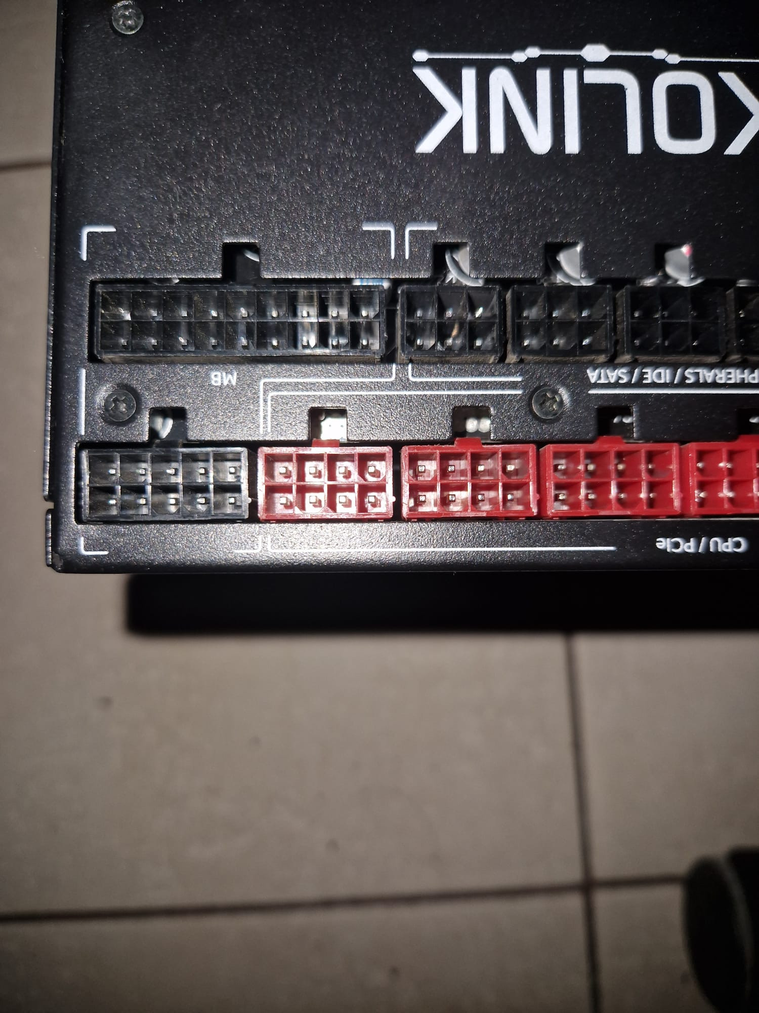 Opis pinów zasilacza KOLINK CONTINUUM PSU - 1200W do płyty głównej