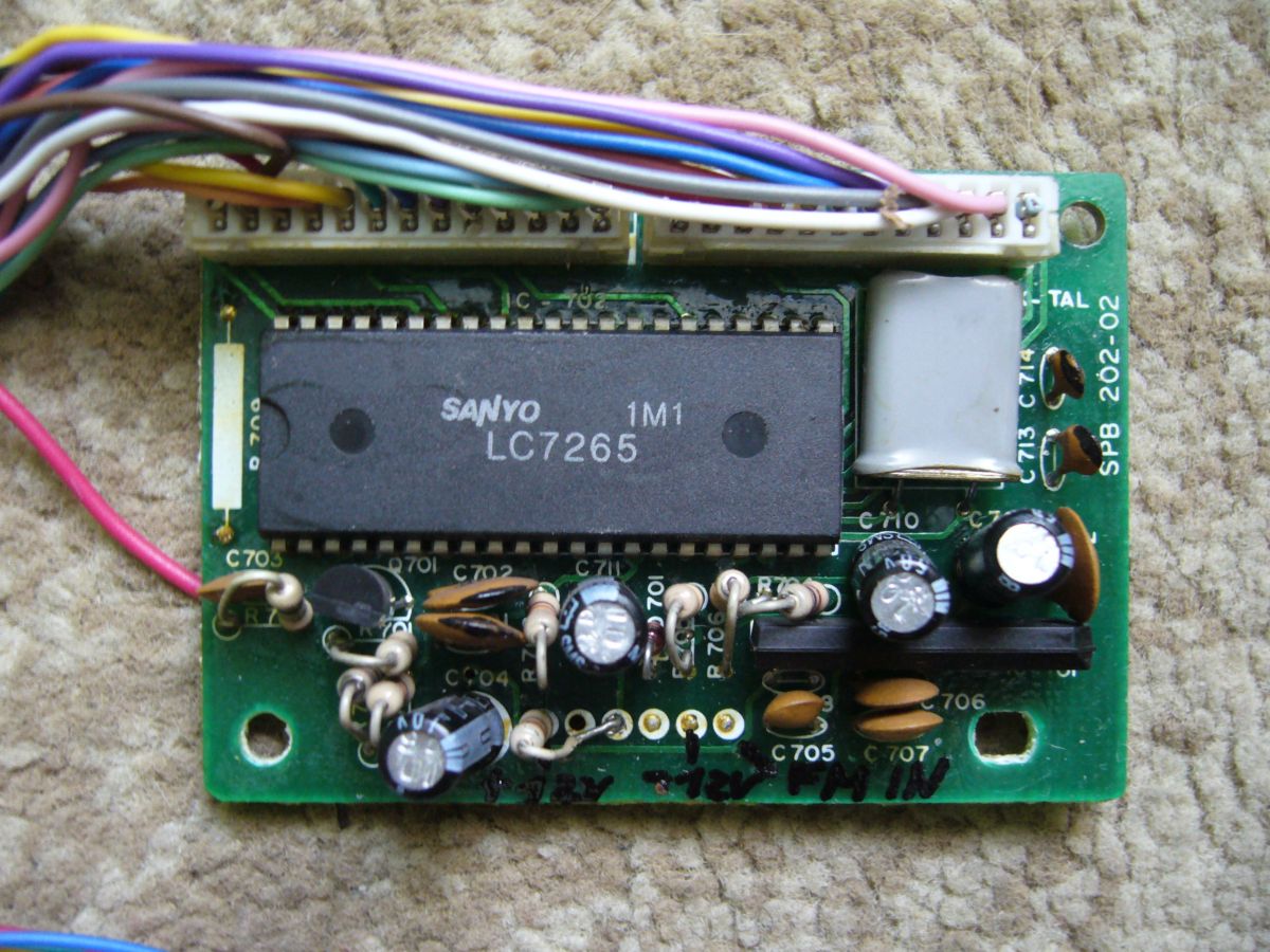 [Rozwiązano] Miernik AVT2666 z LC7265 zaniża odczyty powyżej 80MHz i ...