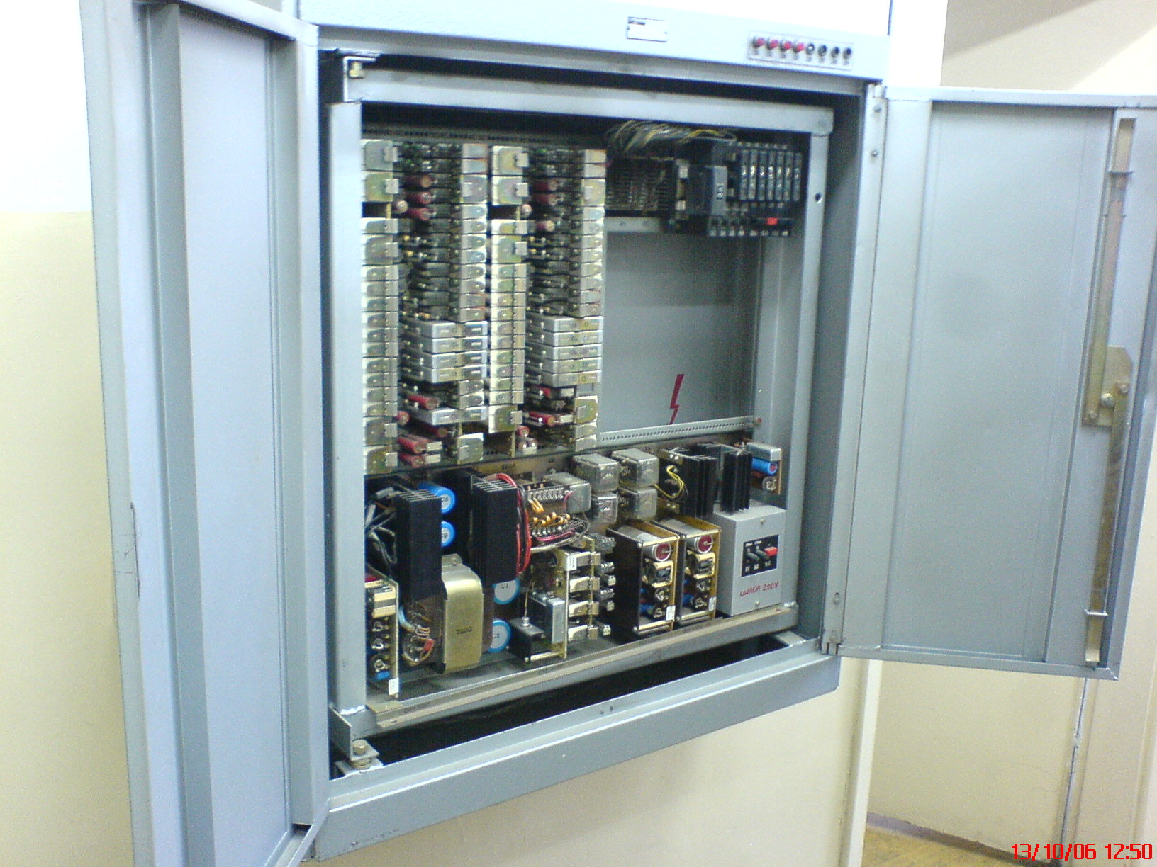 Zdjęcia centrali telefonicznej Pentaconta PC-18E – czy ktoś posiada ...