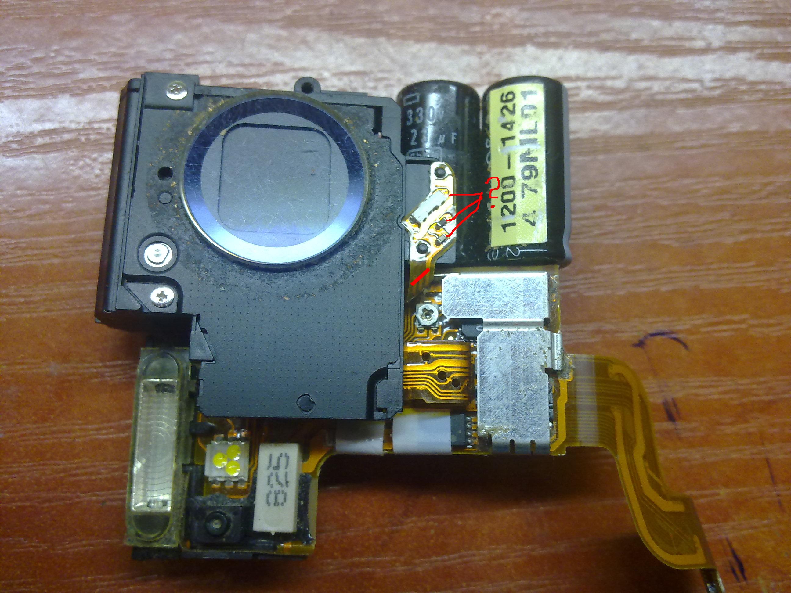 SE K850- przerwana część taśmy lampy błyskowej. Za co odpowiadaja ...