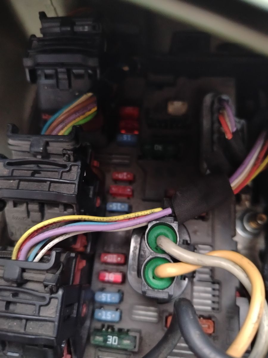 Citroen C3 - błąd czujnika momentu obrotowego 0054, co oznacza?