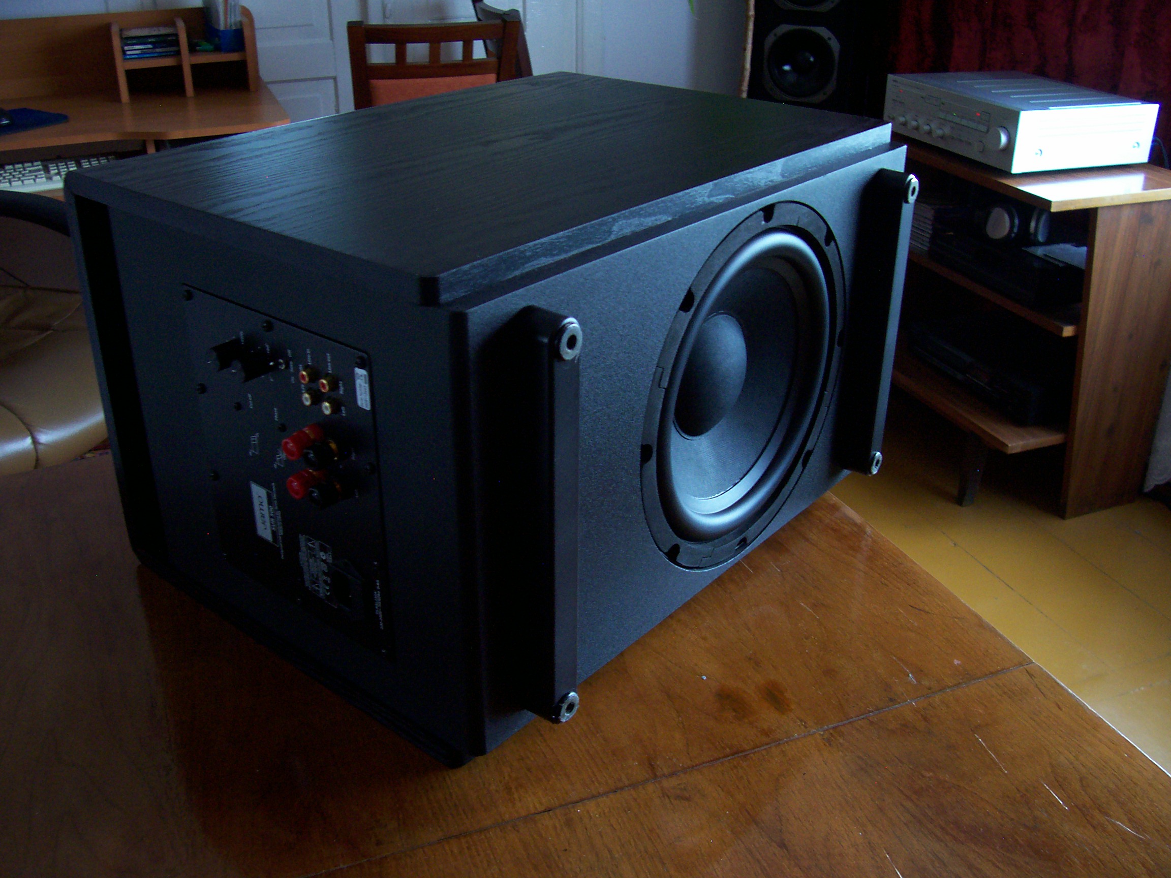 [Sprzedam] Subwoofer Aktywny Jamo SUB 300 - elektroda.pl