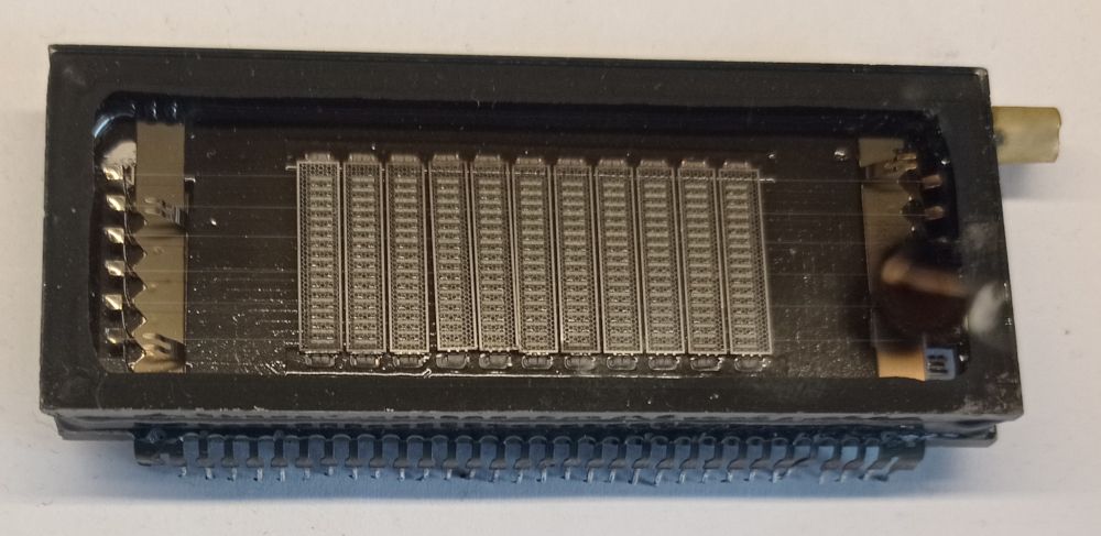 HITACHI AX-M69 – schemat, dokumentacja i test wyświetlacza VFD