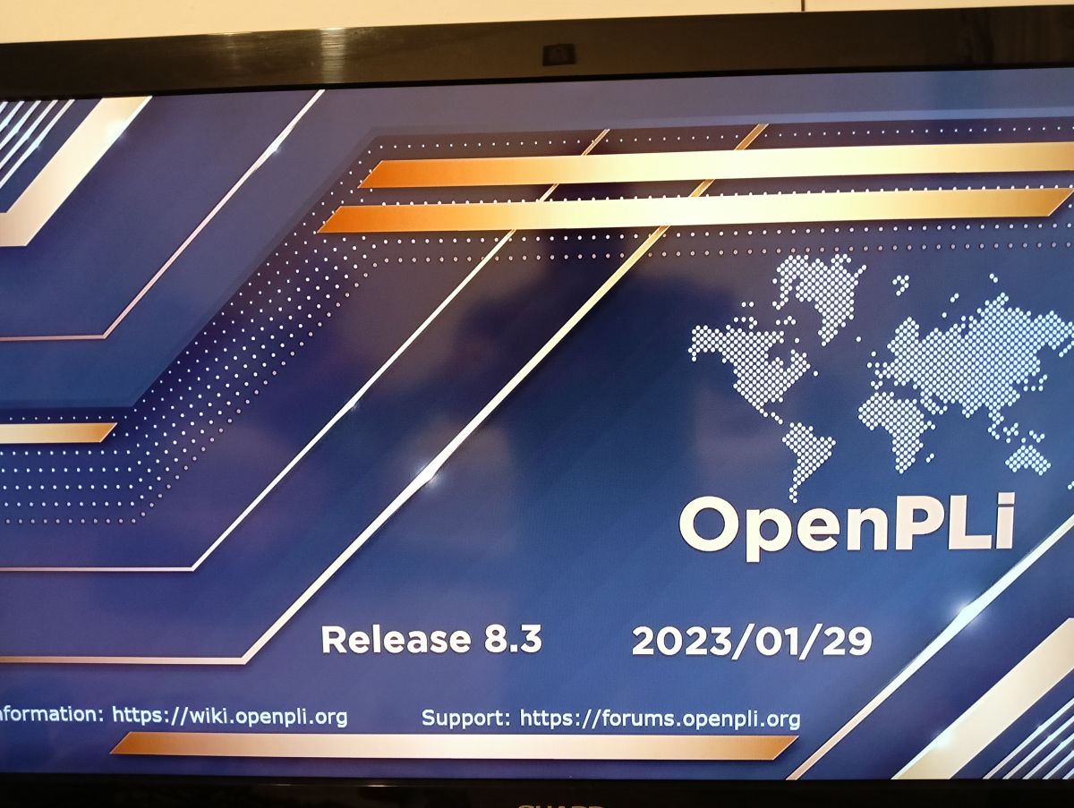Dekoder Ustym 4K Pro zatrzymuje się na stronie startowej OpenPLi 8.3 po zmianie obrazu