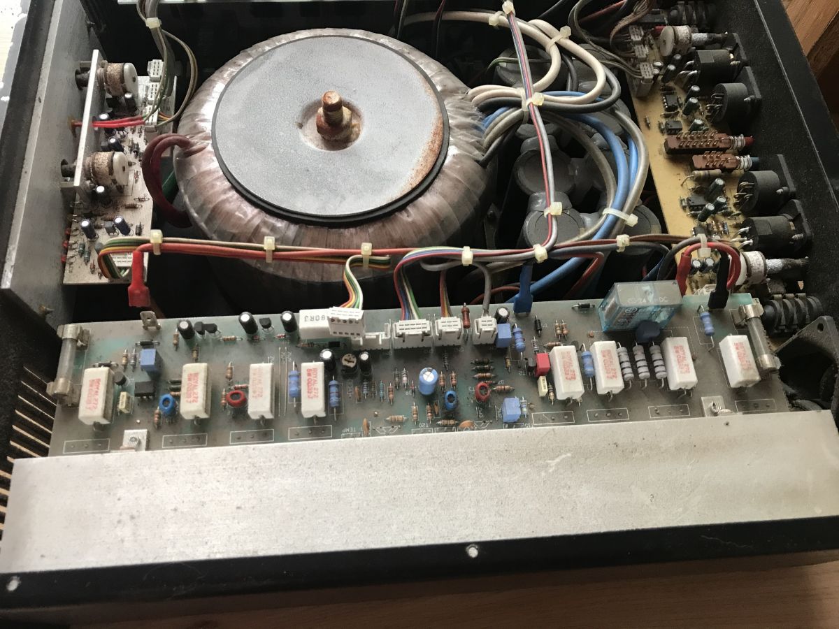 Hand Box ATX2000: Świeci kontrolka od temperatury, nie działają przekaźniki