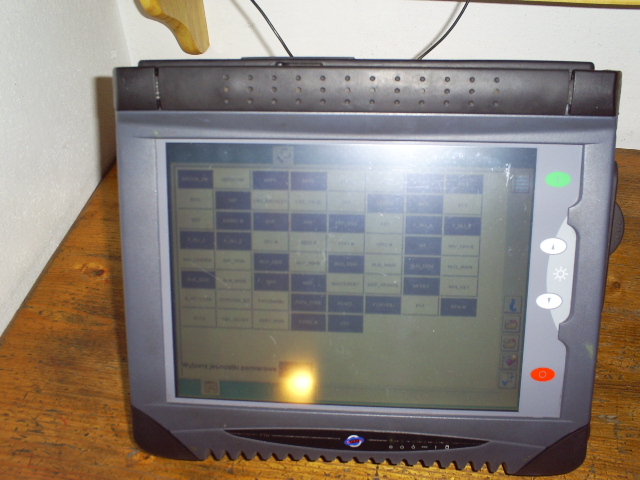 Czy w wtyczce 16 pin Ford GDS3500 jest elektronika czy tylko kable?