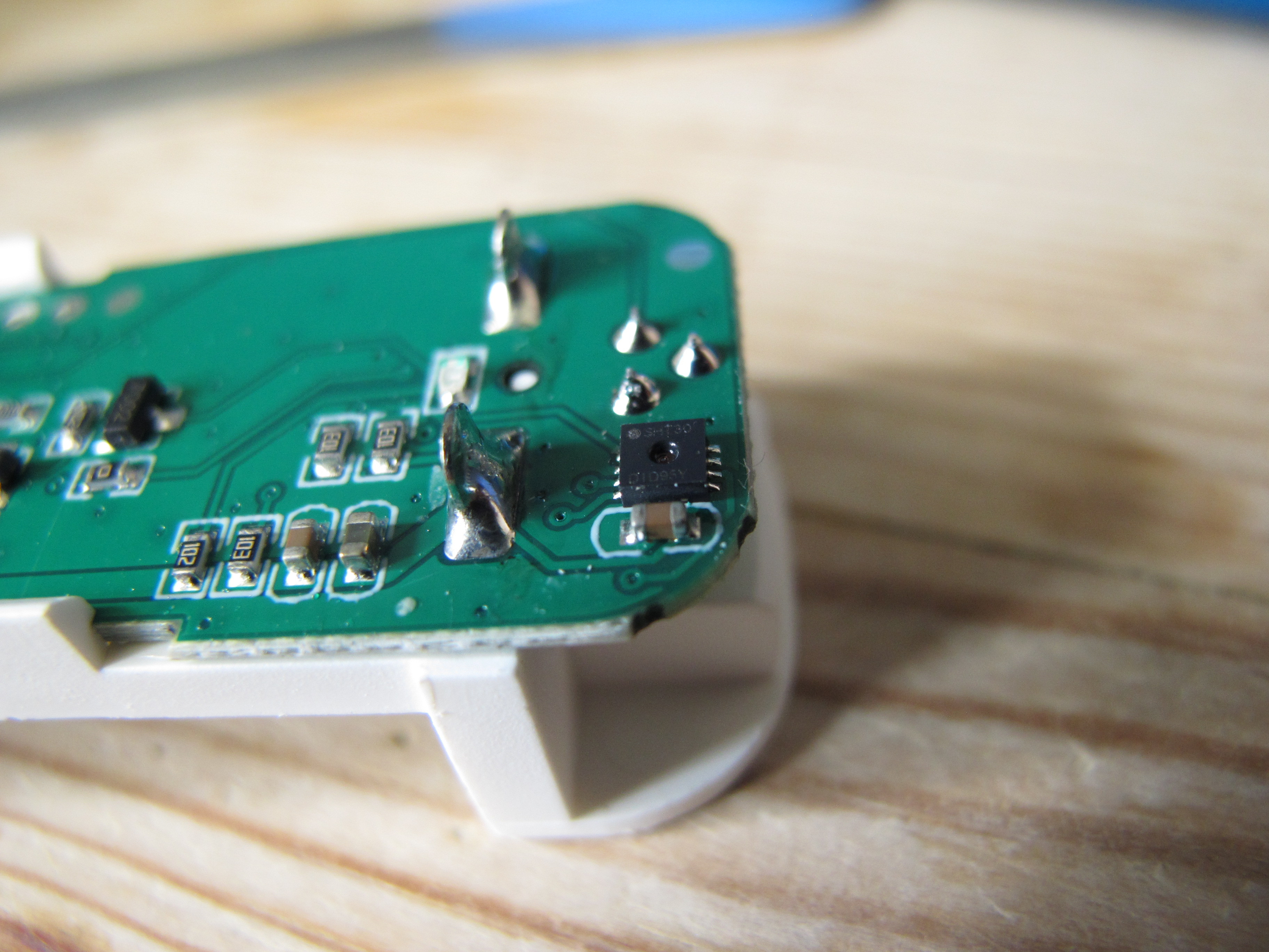 On-PCB BK7231N TH01 Battery Temp/Humidity Sensor with SHT30 Sensor ...